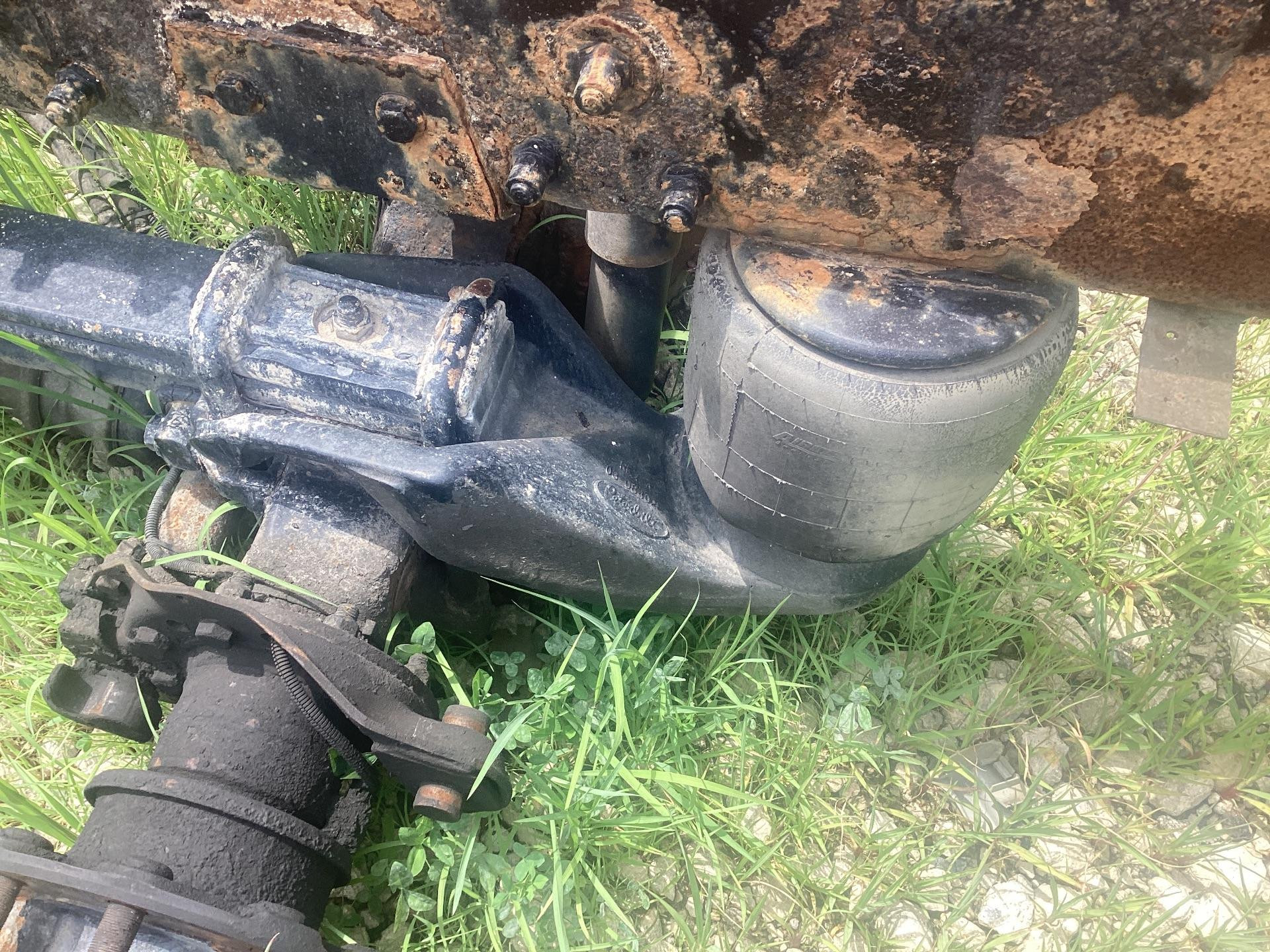 Peterbilt 340 Suspension Air Spring Pedestal for Sale