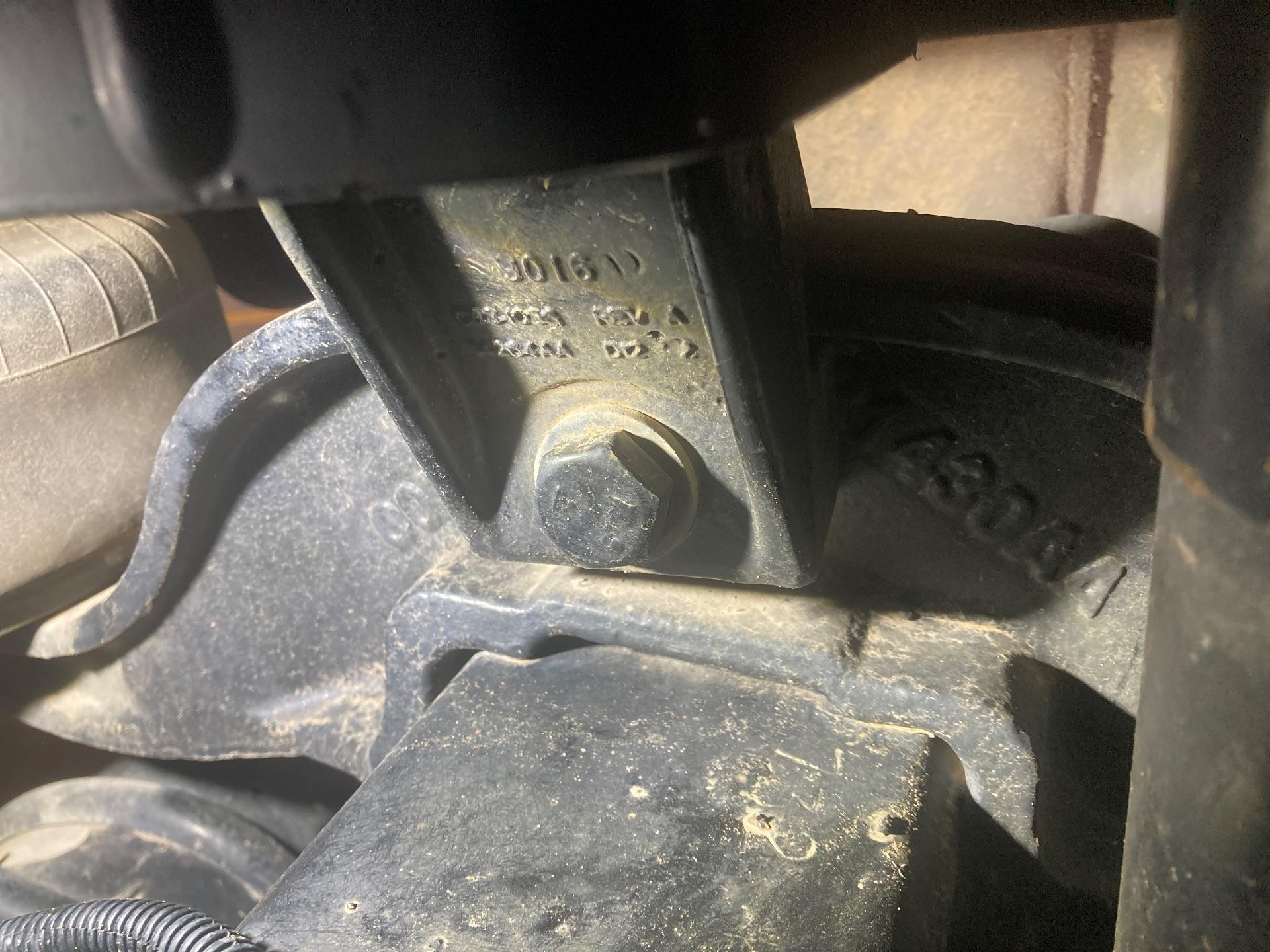 Kenworth T880 Suspension Spring Equalizer for Sale