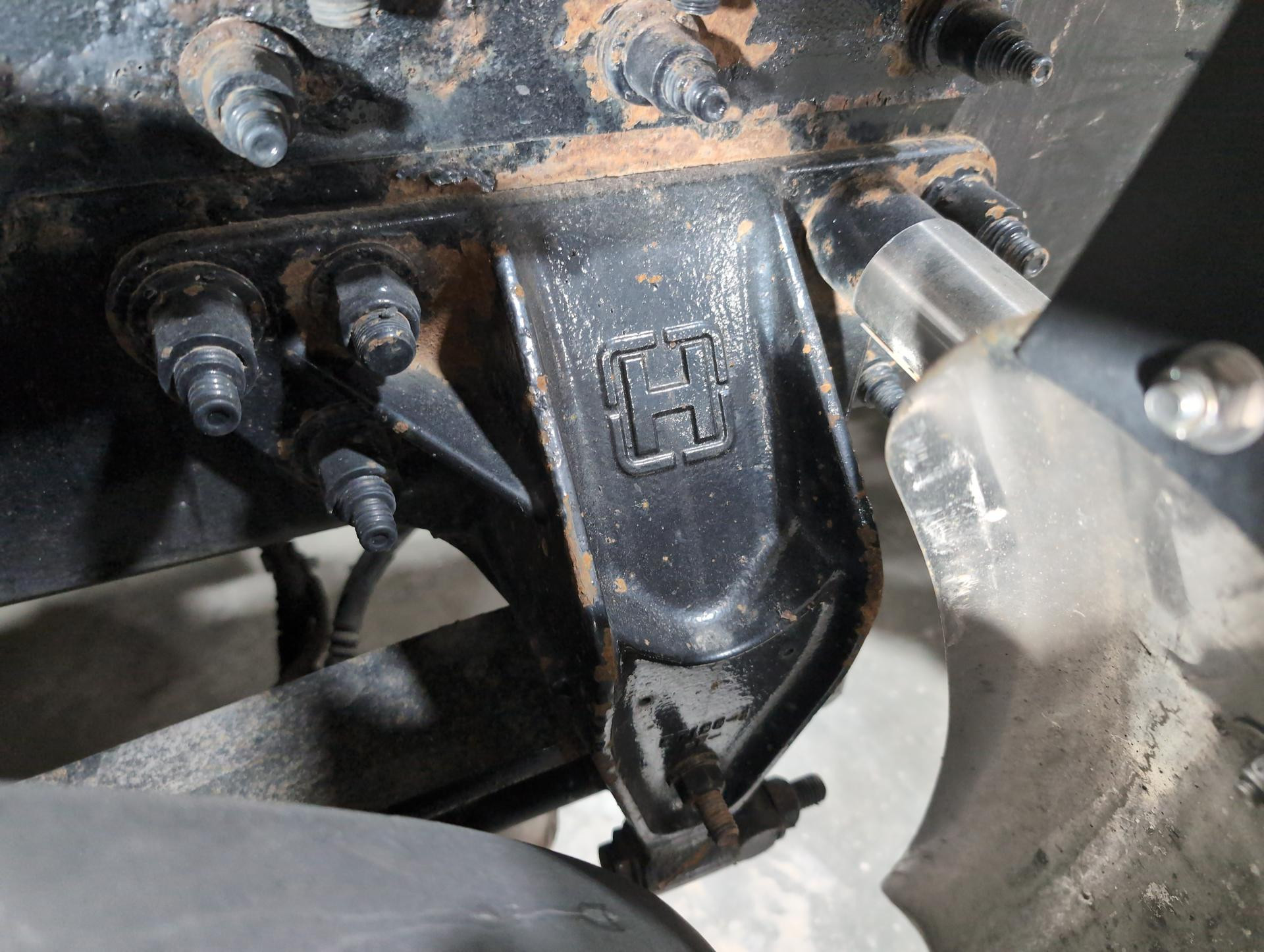 Kenworth T370 Suspension Spring Hanger for Sale