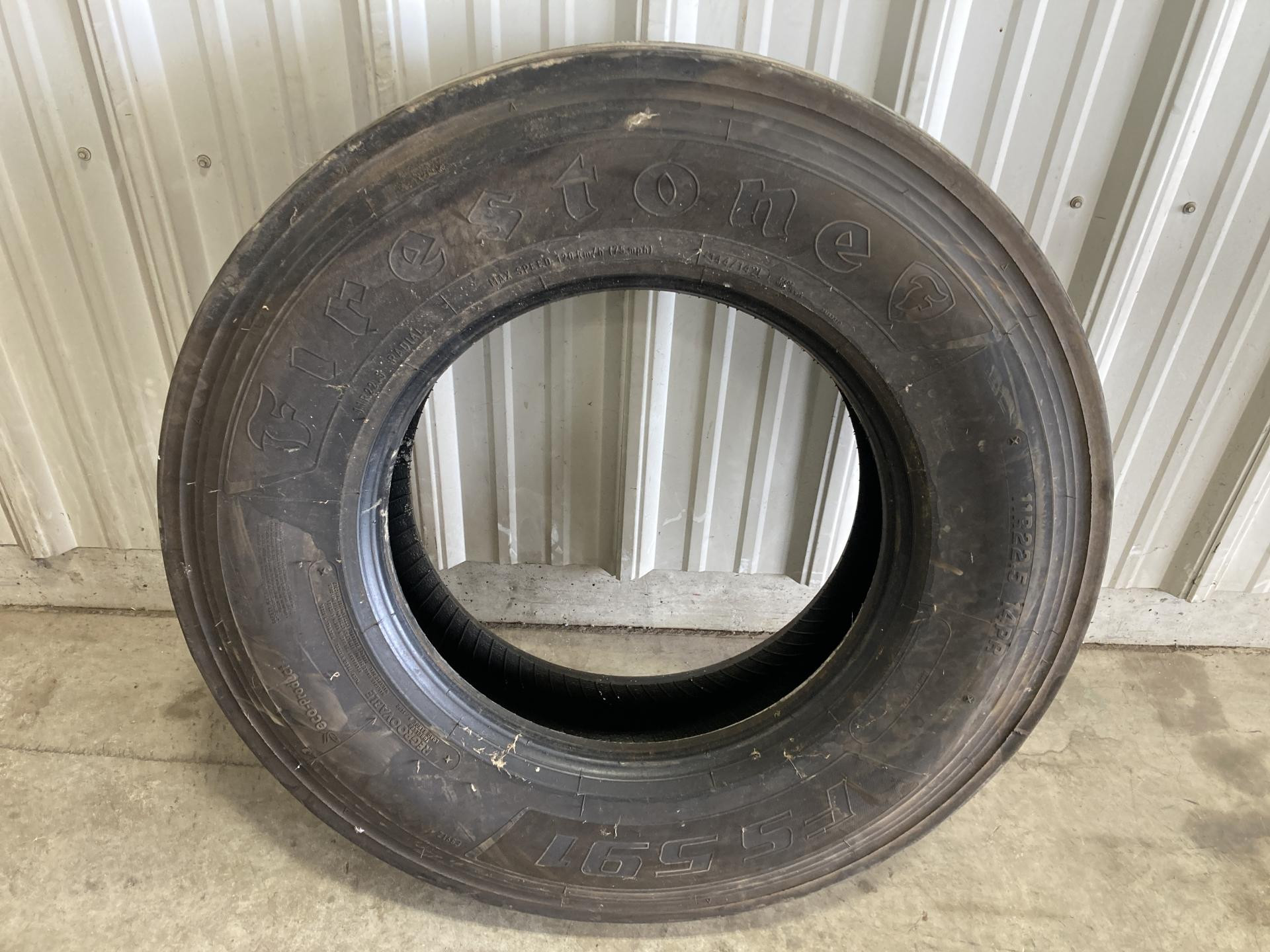 FIRESTONE | International 3800 Tire for Sale