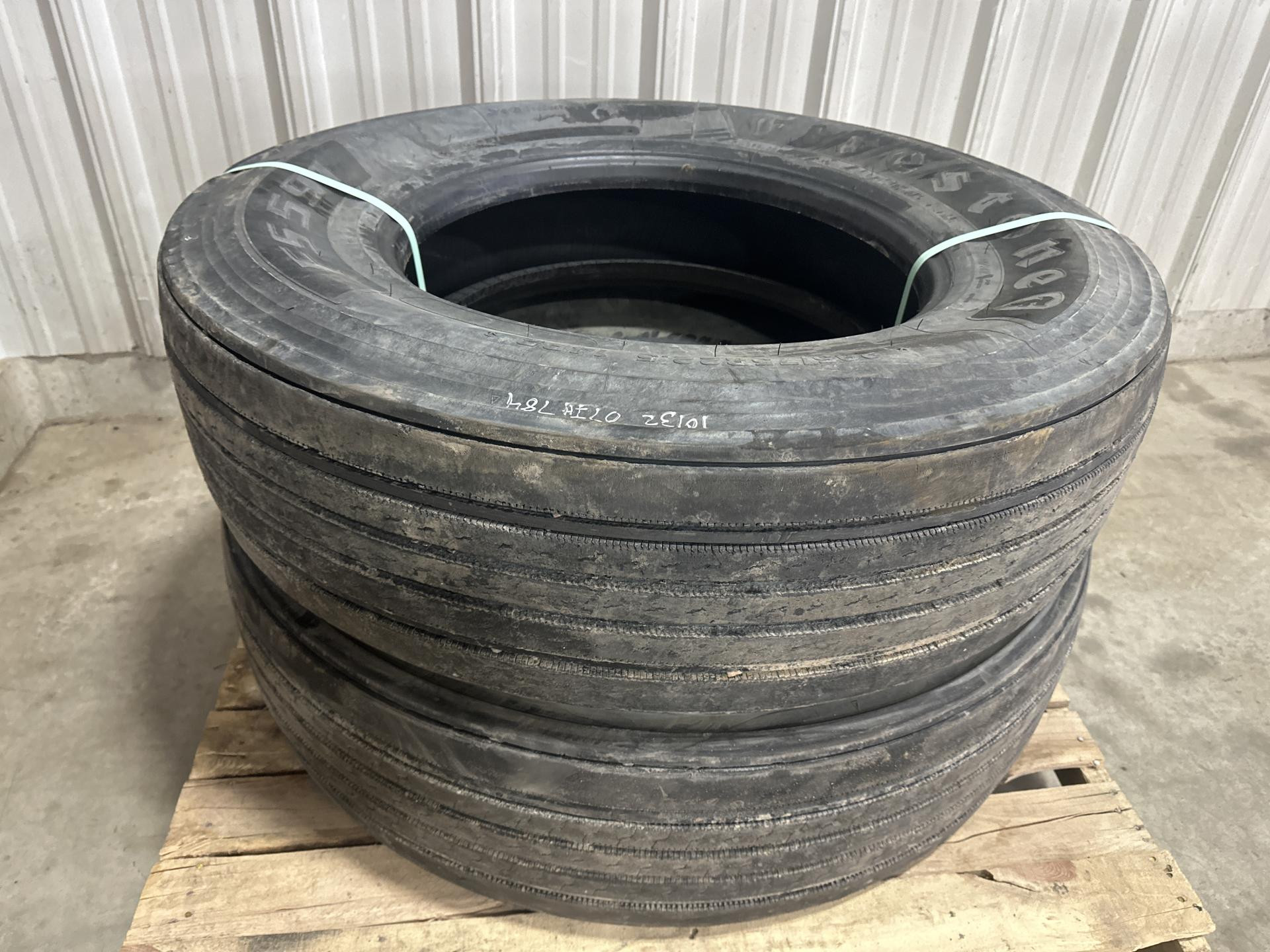 FIRESTONE | International 9900 Tire for Sale