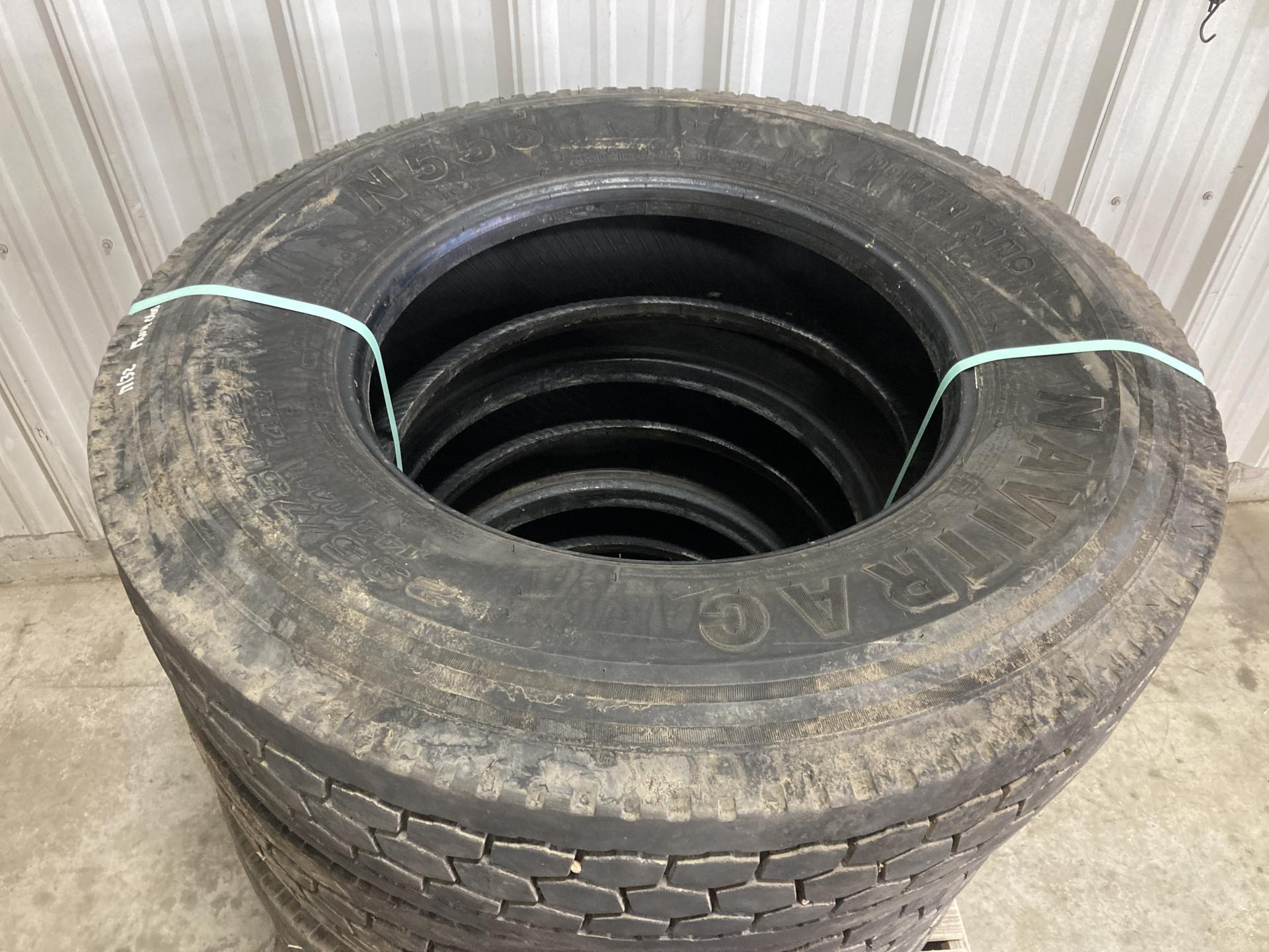 NAVITRAC | Freightliner CASCADIA Tire for Sale
