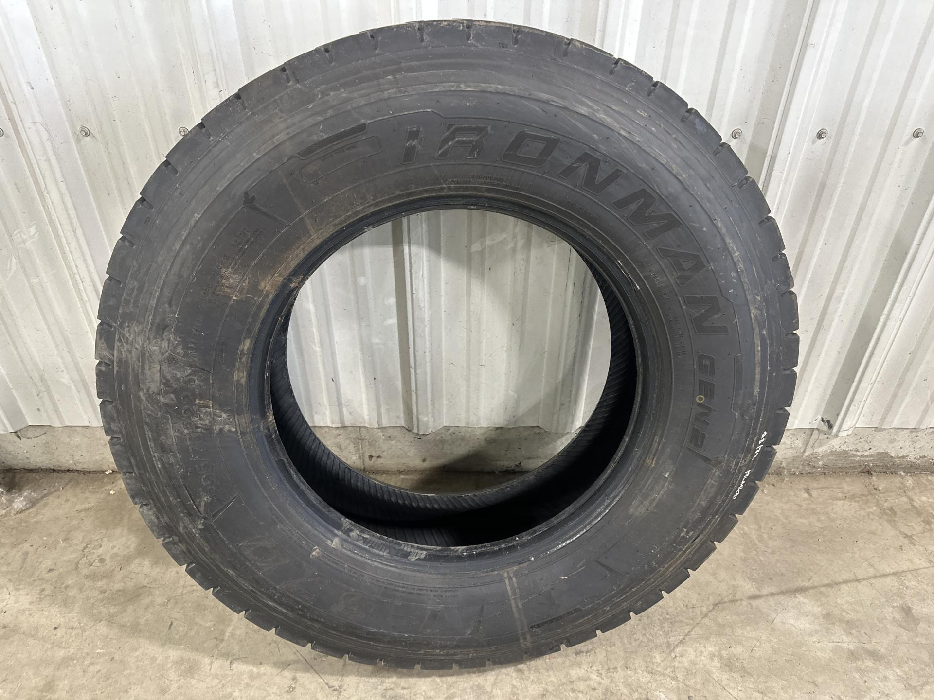 IRONMAN | Freightliner CASCADIA Tire for Sale