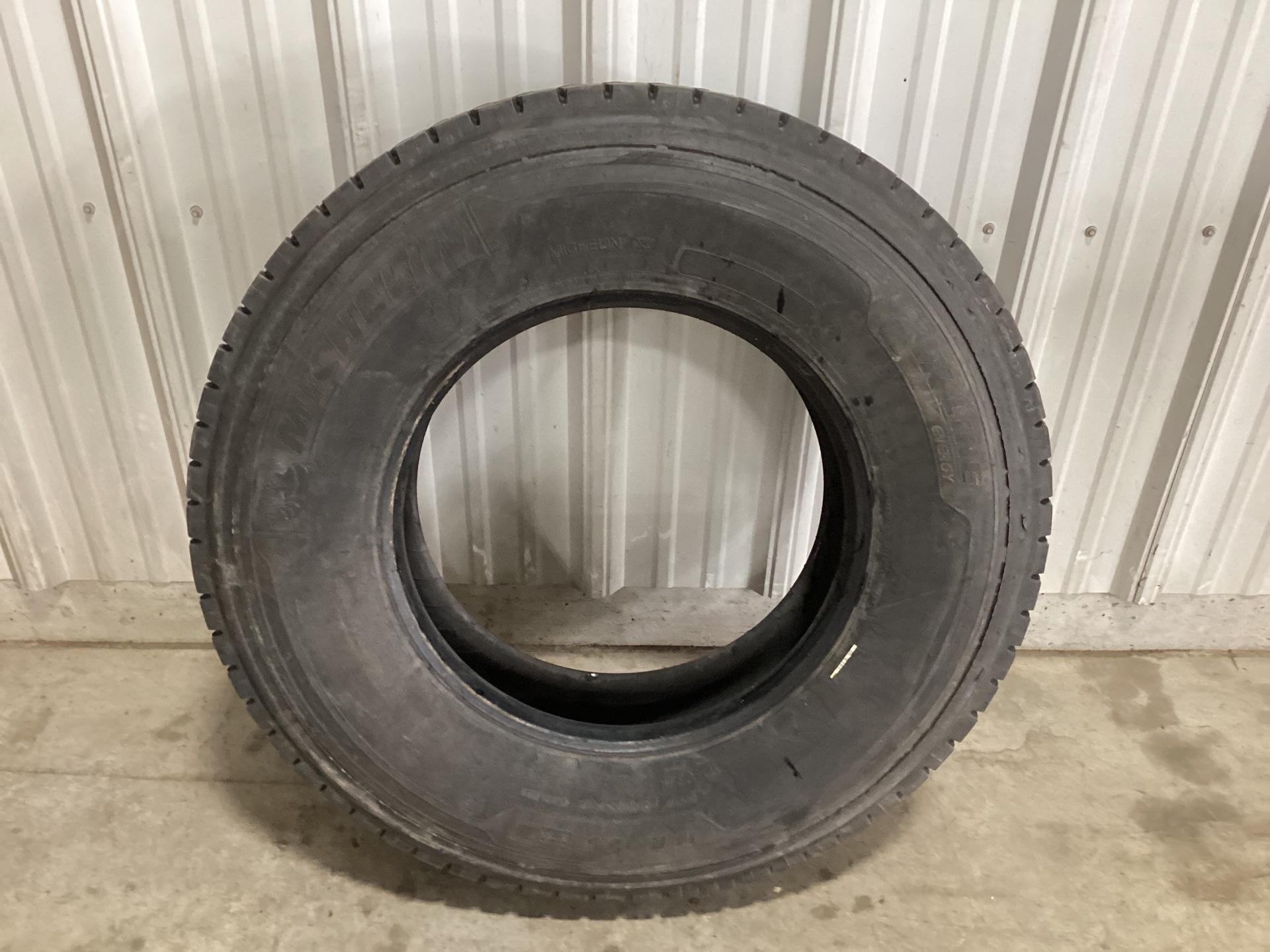 MICHELIN | Freightliner COLUMBIA 120 Tire for Sale
