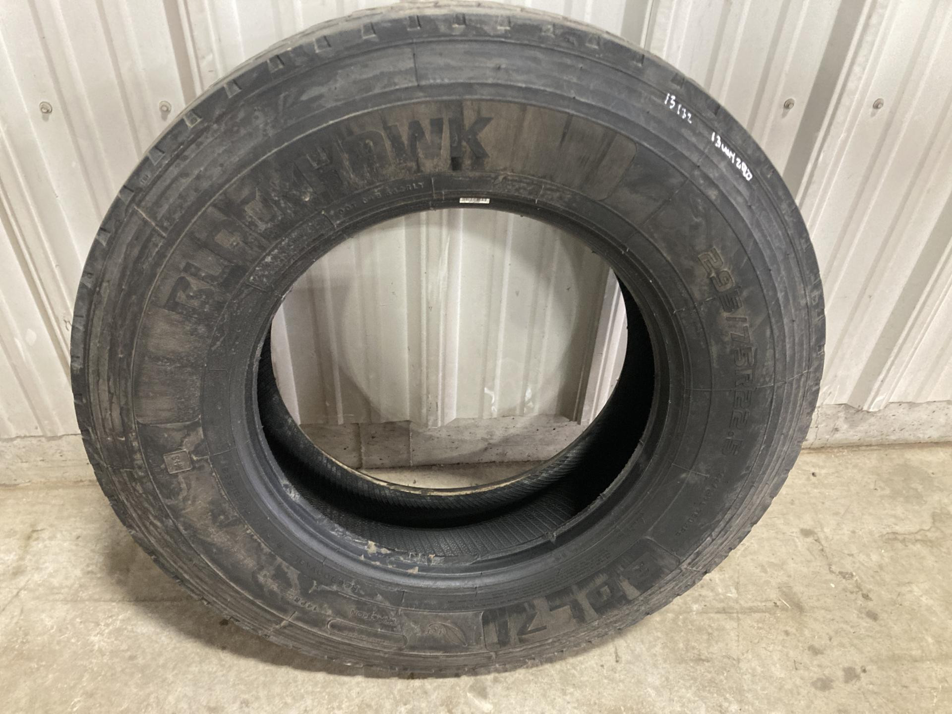BLACKHAWK | Freightliner M2 106 Tire for Sale