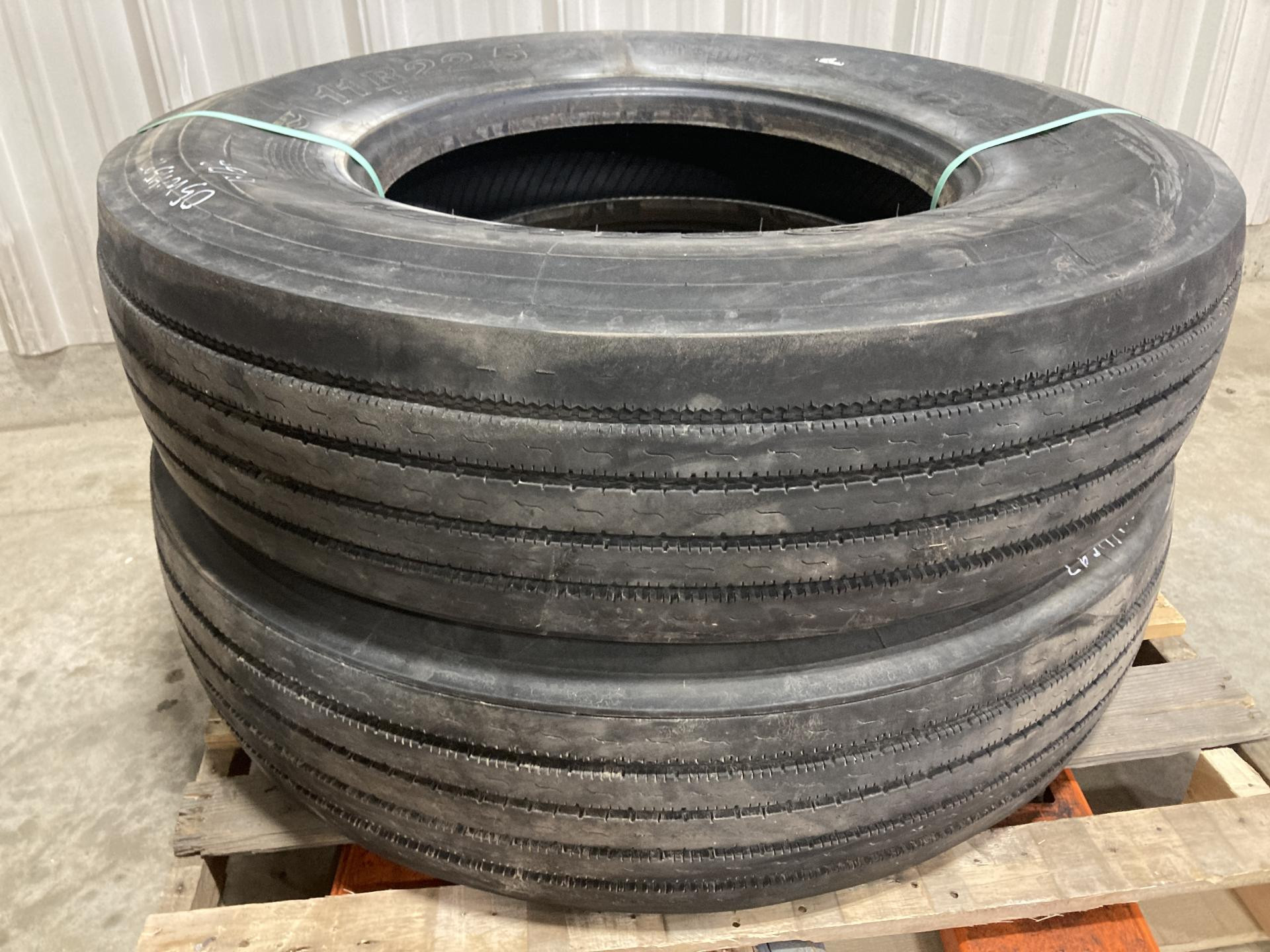 SAILUN | Freightliner M2 106 Tire for Sale