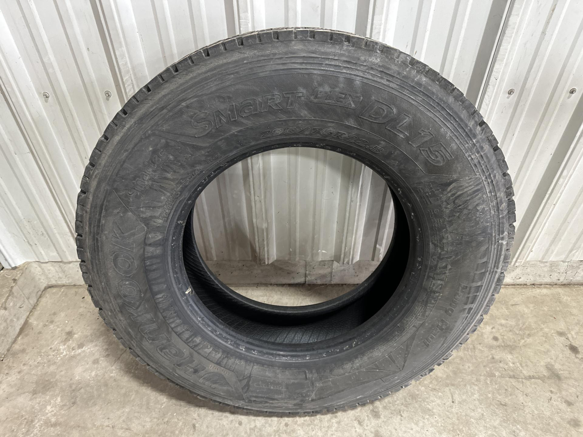HANKOOK | Kenworth T370 Tire for Sale