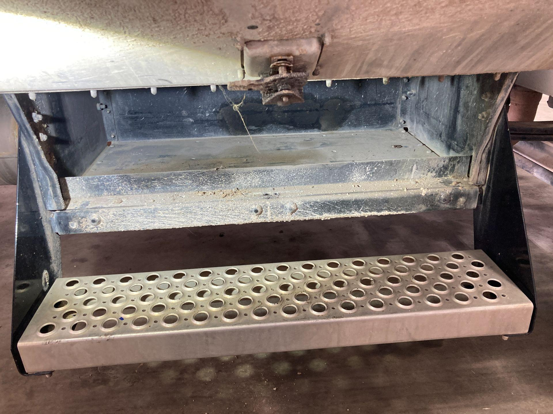 Kenworth T880 Tool Box for Sale