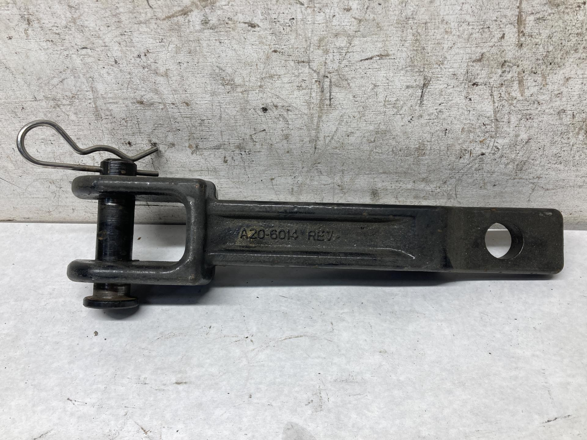 A20-6014 | Peterbilt 587 Tow Hook for Sale