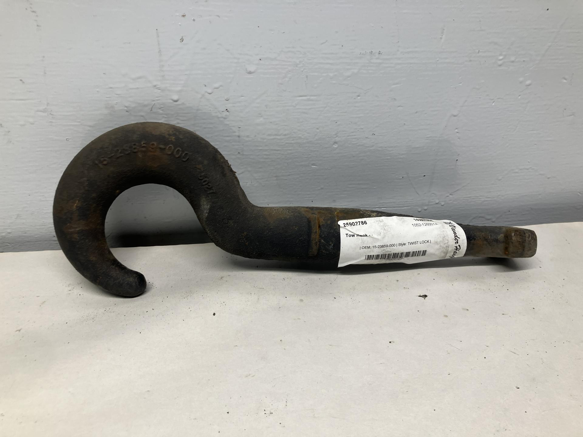 15-23859-000 | Freightliner CASCADIA Tow Hook for Sale