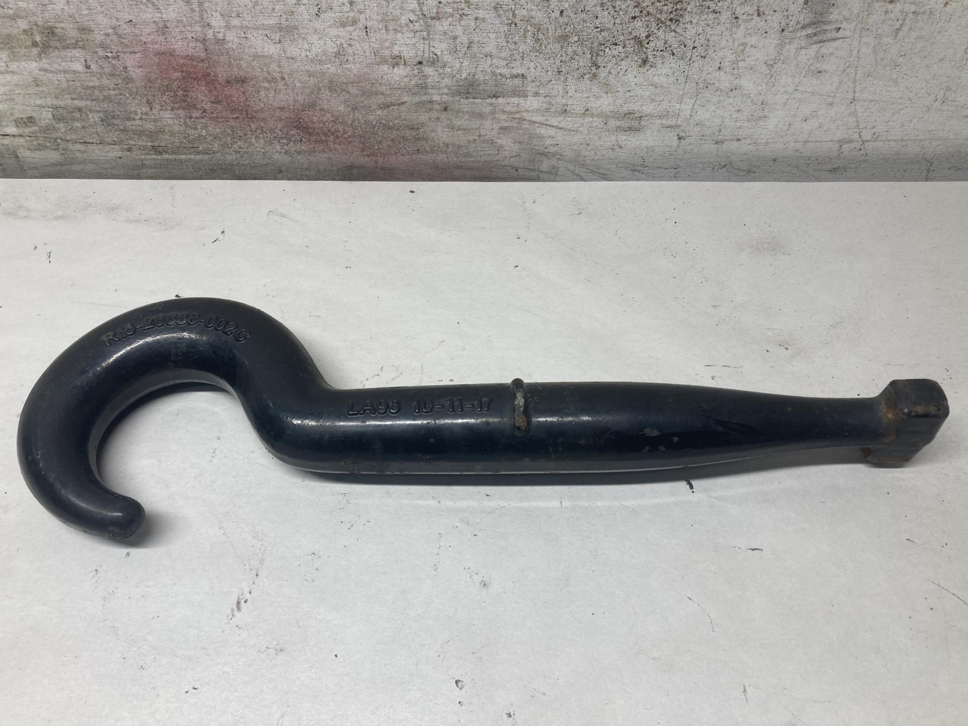 R15-233338-002 | Freightliner CASCADIA Tow Hook for Sale