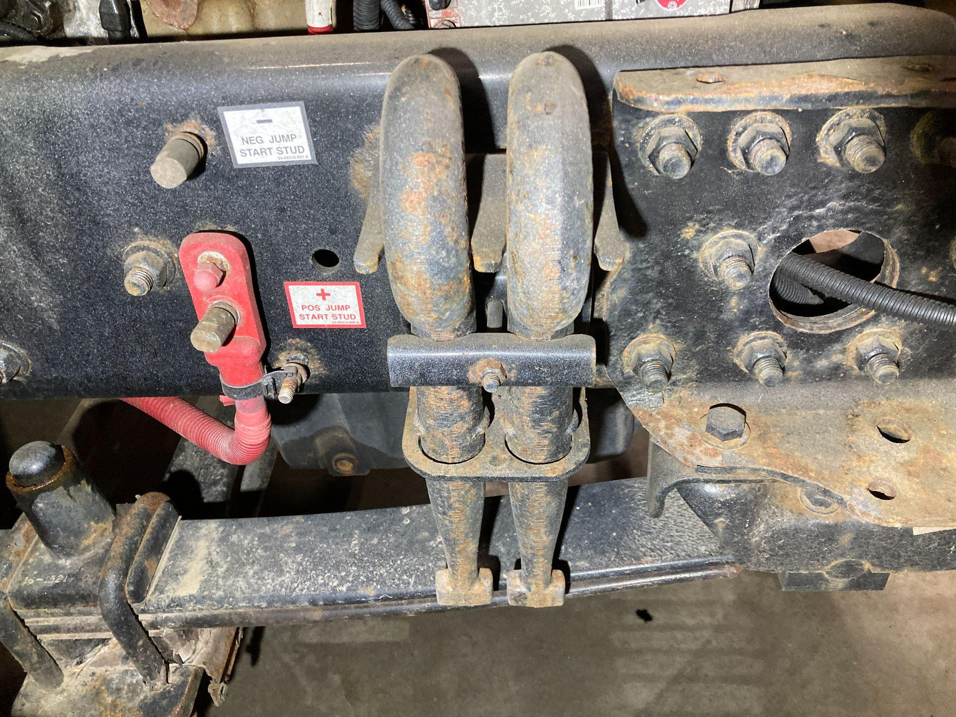 15-23338-000 | Freightliner CASCADIA Tow Hook for Sale