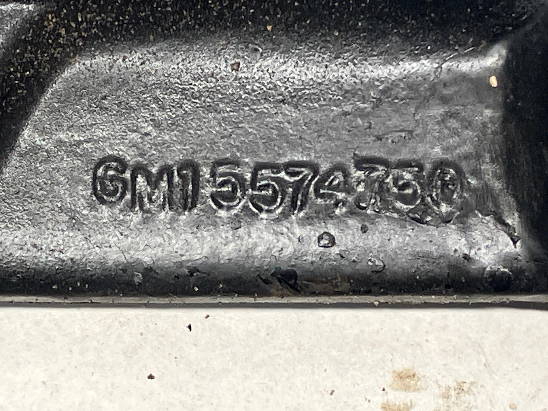 GM15574750 | GMC TOPKICK Tow Hook for Sale