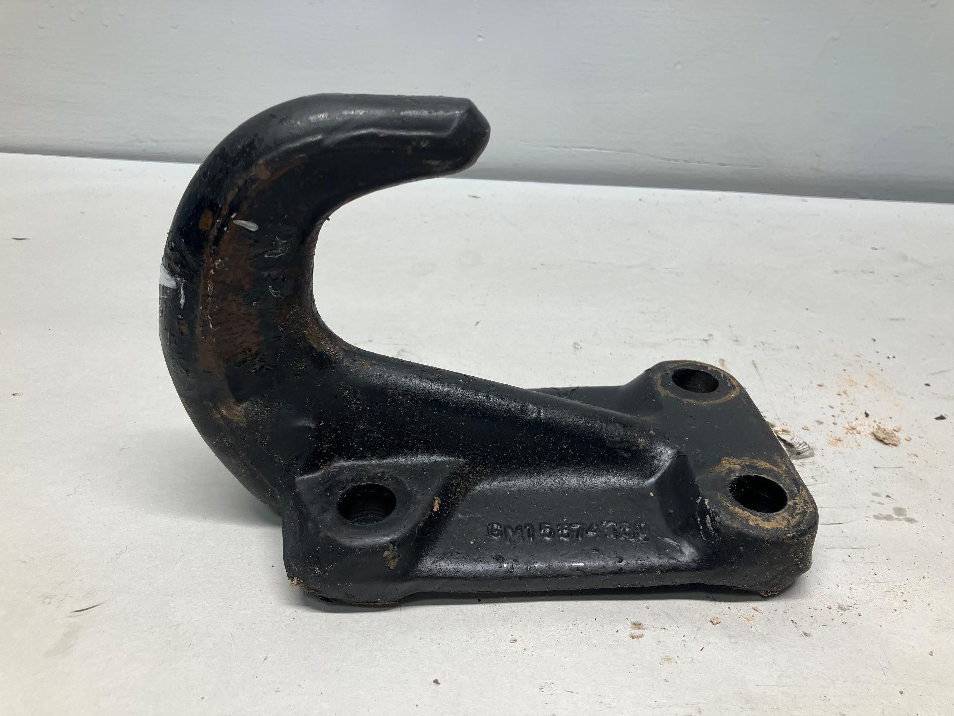 GM15574750 | GMC TOPKICK Tow Hook for Sale