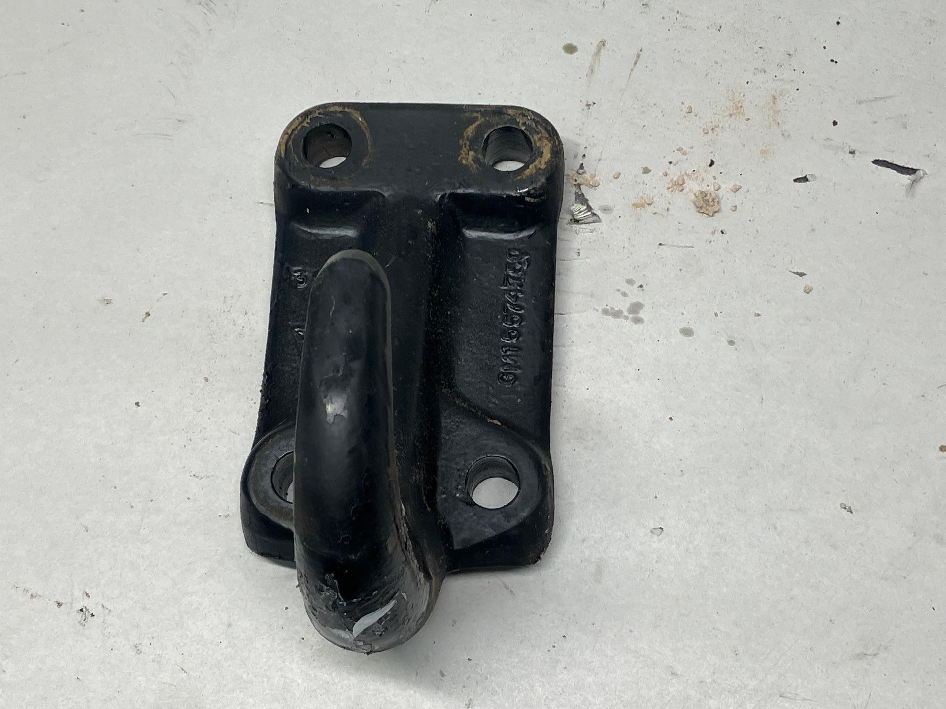 GM15574750 | GMC TOPKICK Tow Hook for Sale