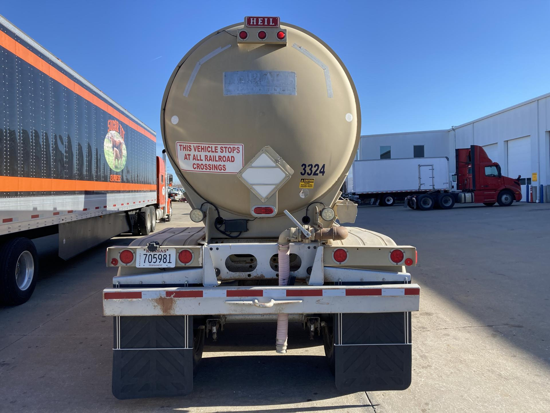 Heil Tanker Trailer for Sale