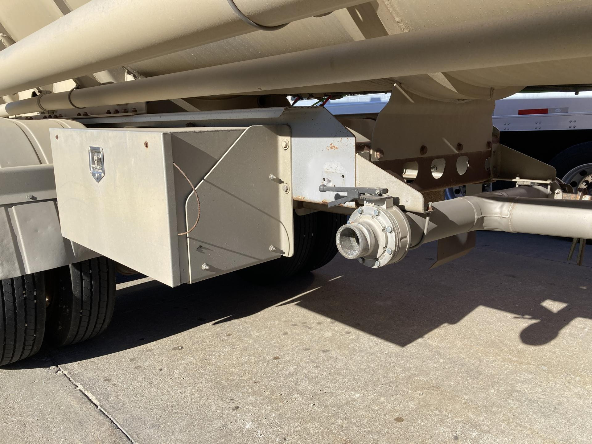 Heil Tanker Trailer for Sale