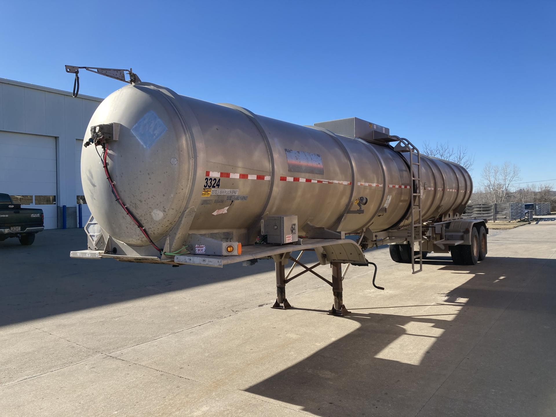 Heil Tanker Trailer for Sale