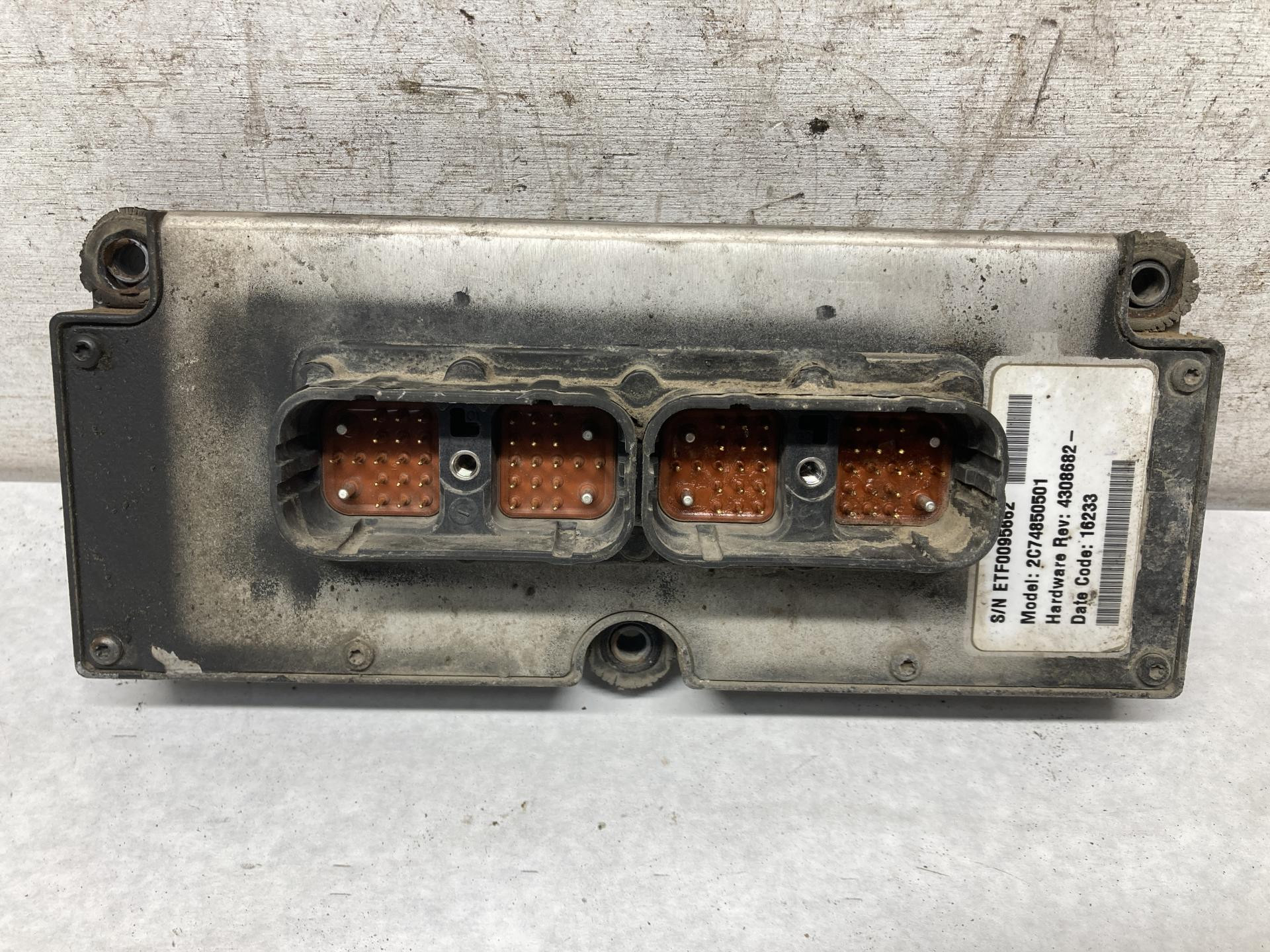 2C74850501 | Fuller FO16E313A-MHP TCM | Transmission Control Module for Sal