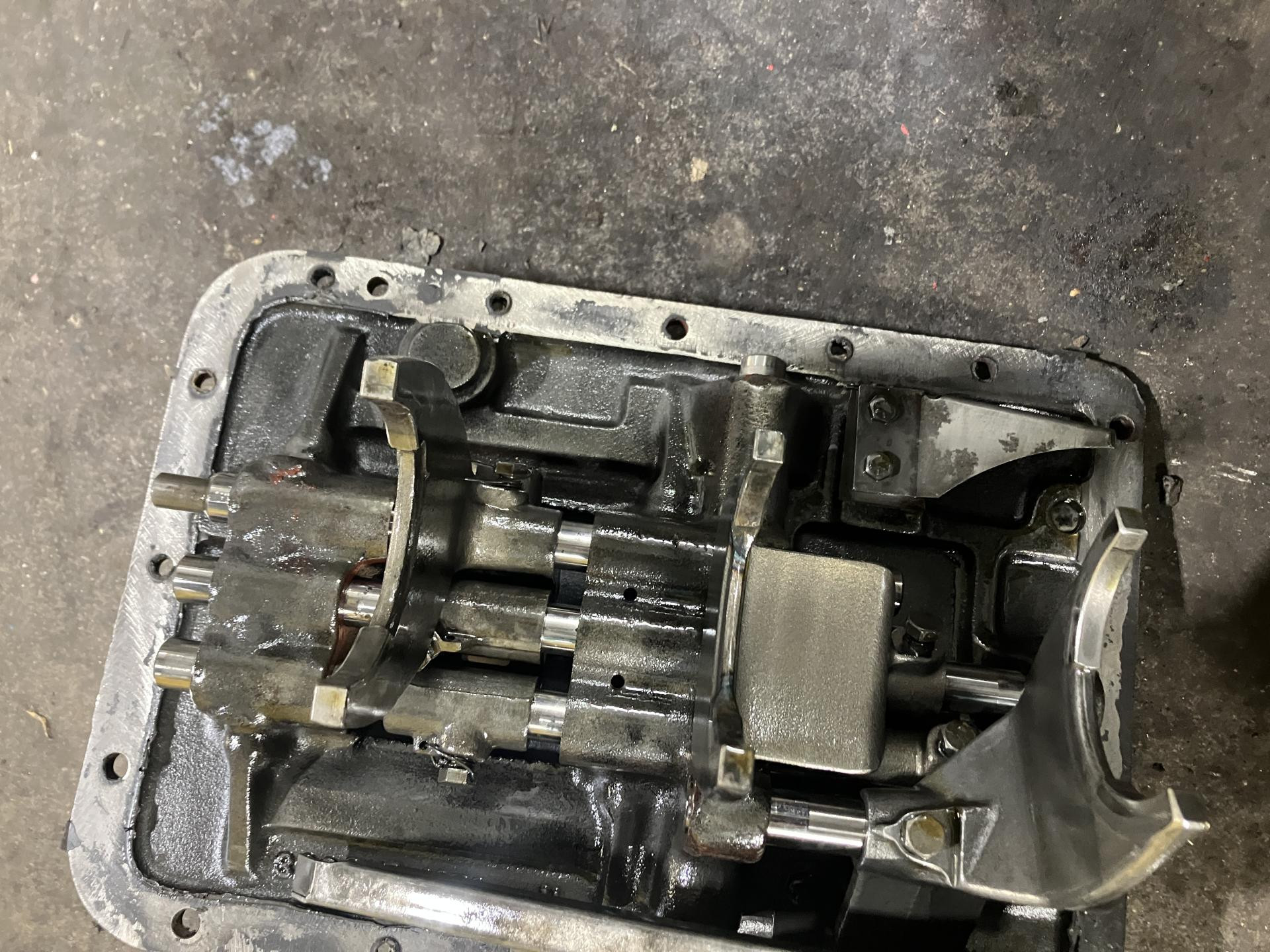 Meritor MO16G10A Transmission for Sale