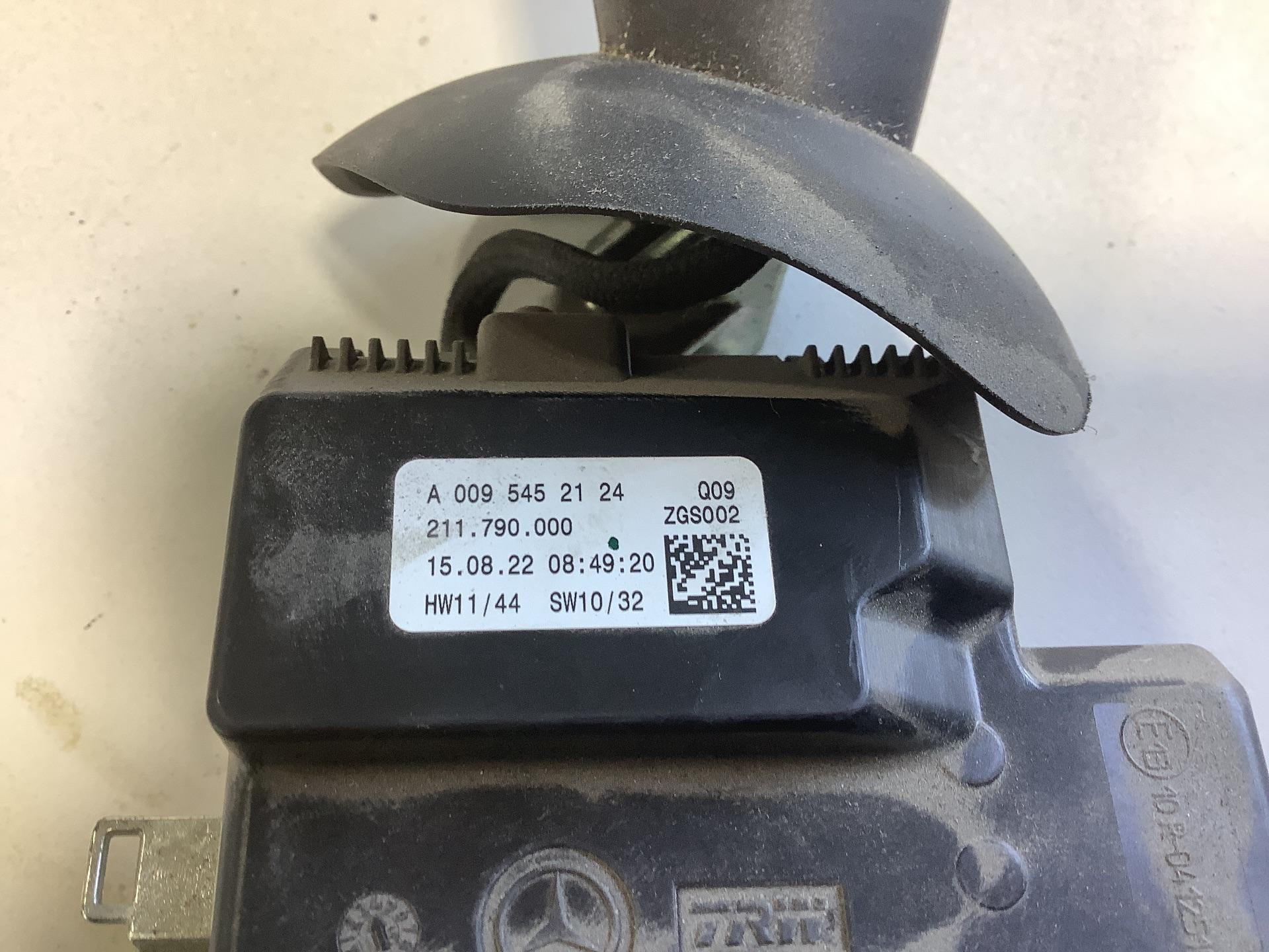 A0095452124 | Detroit DT12-DB Transmission Electric Shifter for Sale