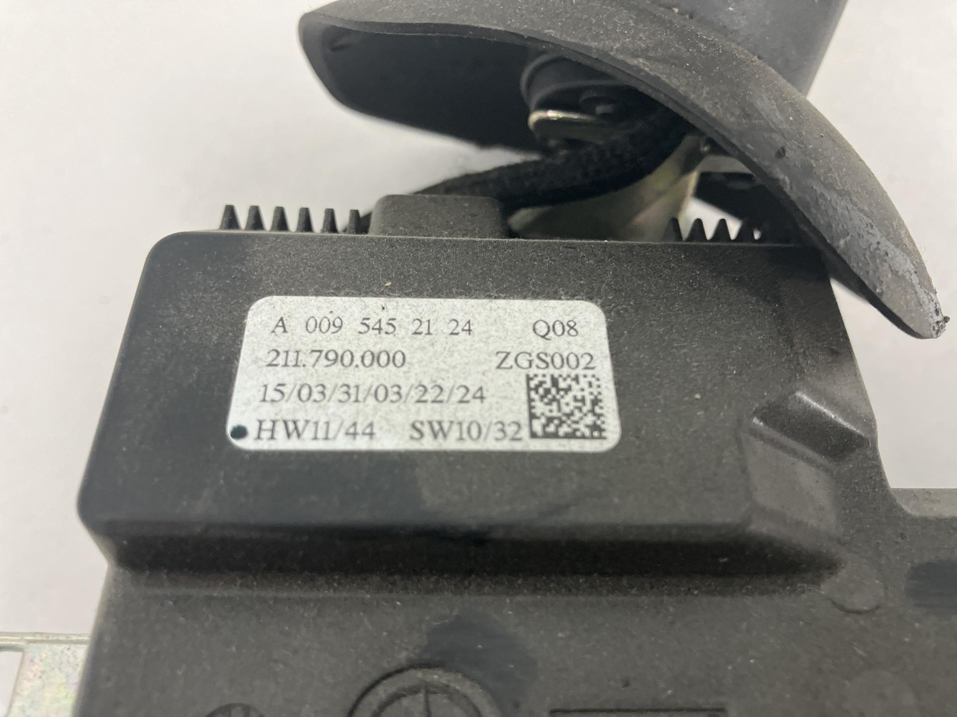 A0095452124 | Detroit DT12-OB Transmission Electric Shifter for Sale