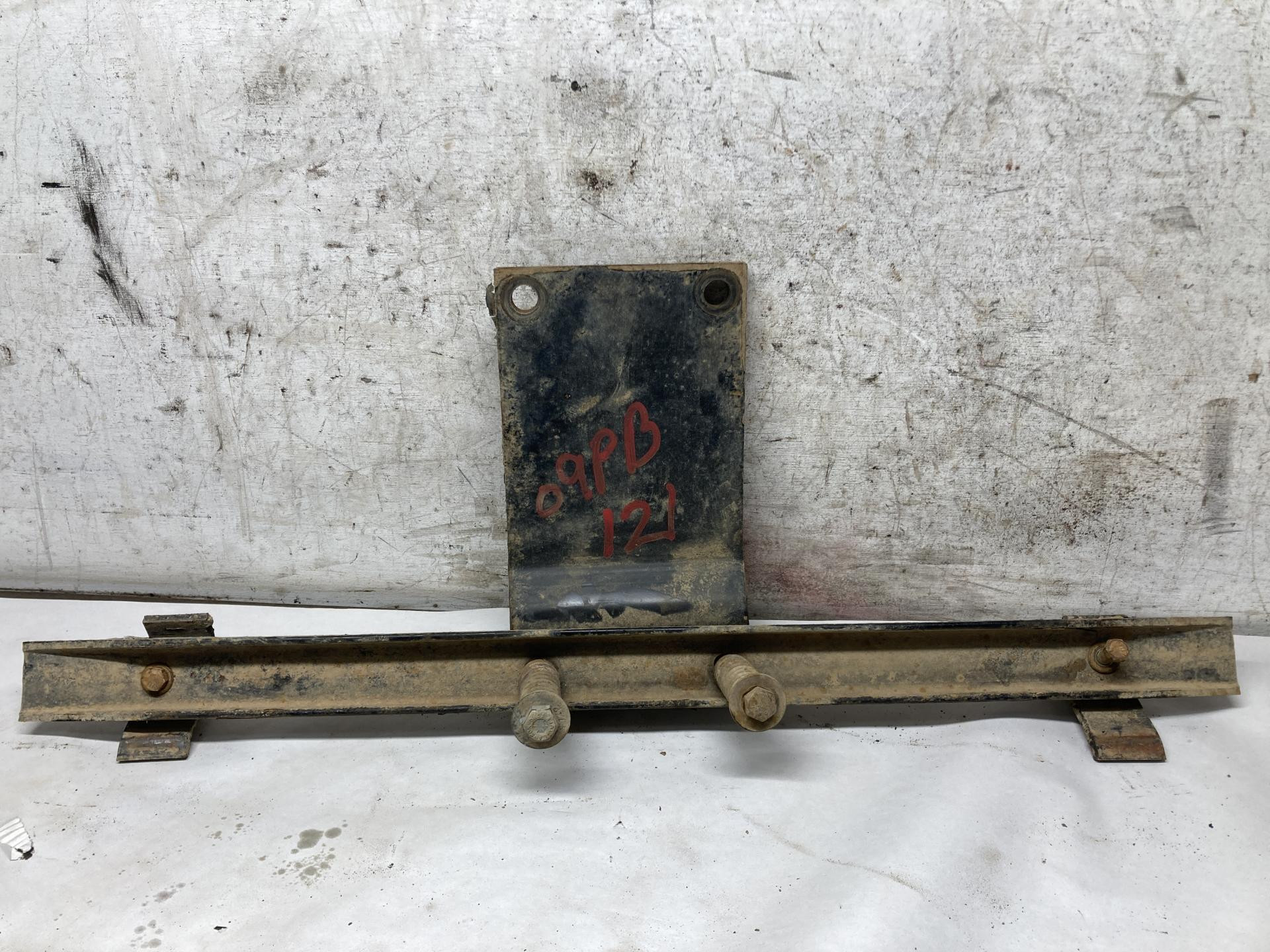 05-15809 | Peterbilt 389 Transmission Support Bracket for Sale