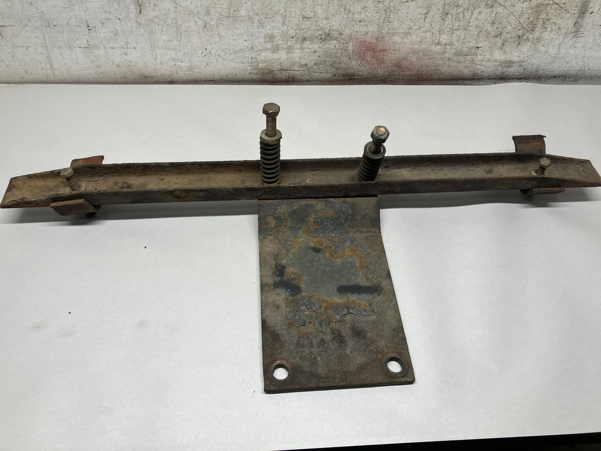 Peterbilt 389 Transmission Support Bracket for Sale