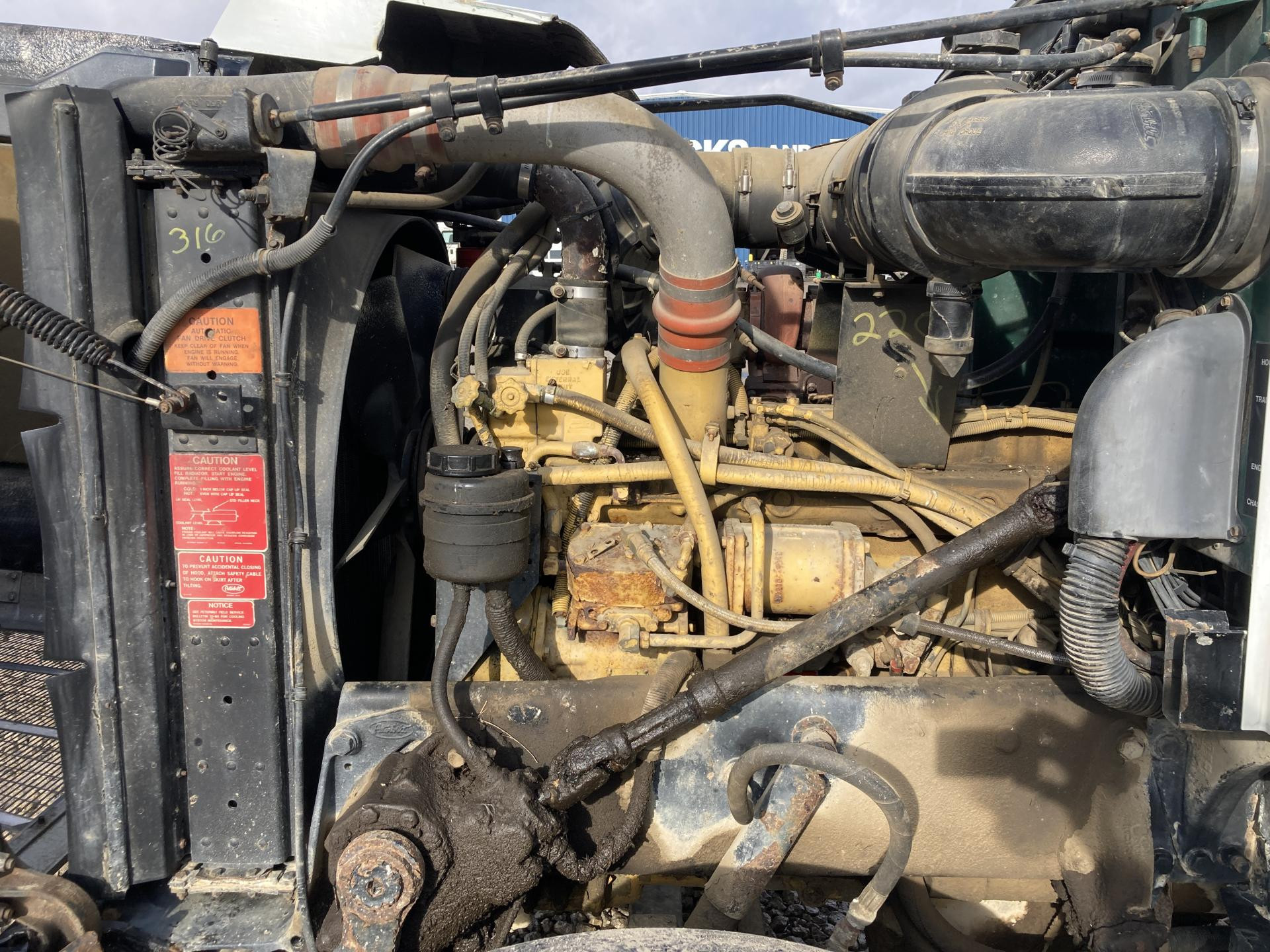 Peterbilt 375 Parts Unit for Sale