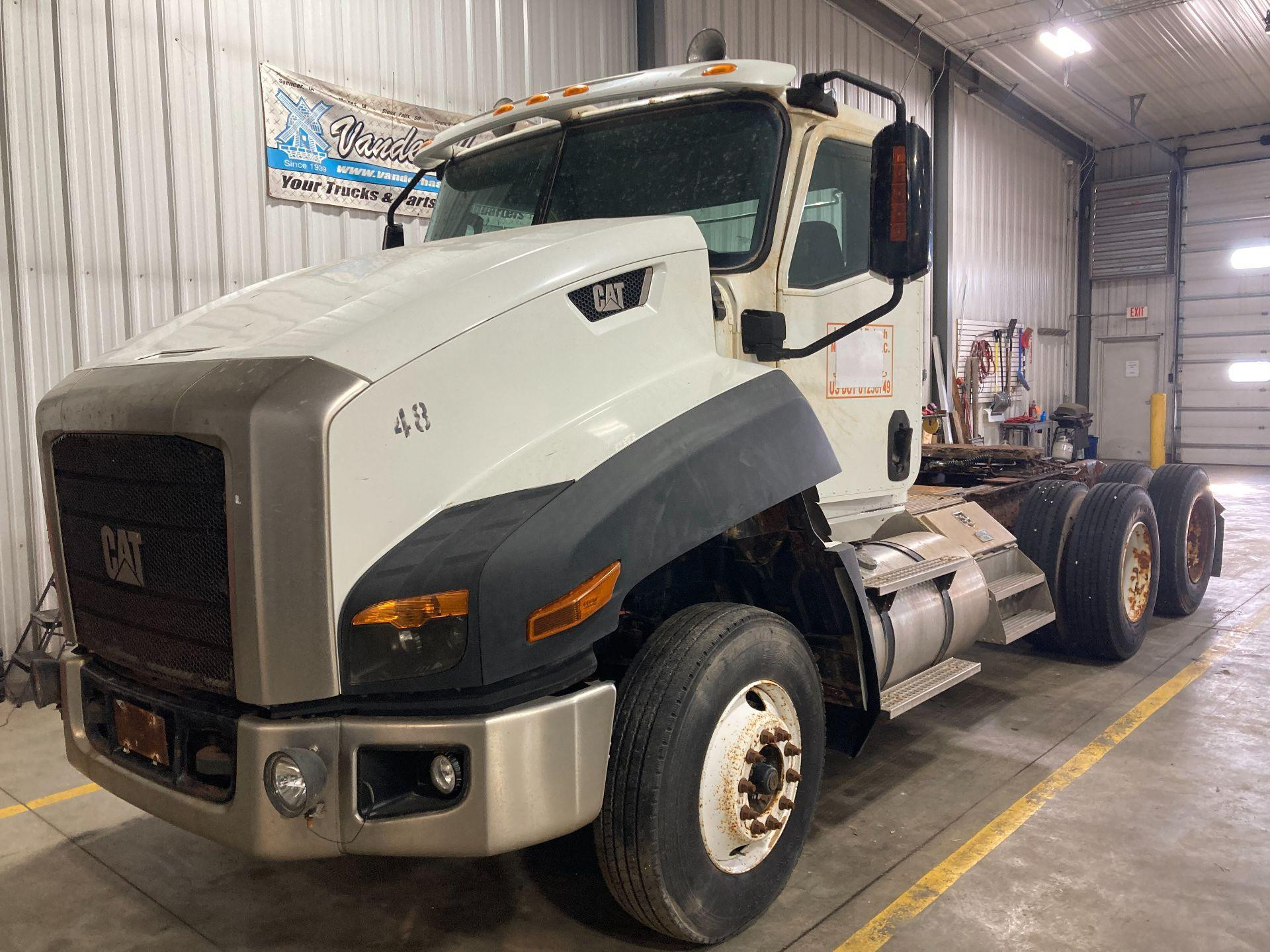 CAT CT660 Parts Unit for Sale