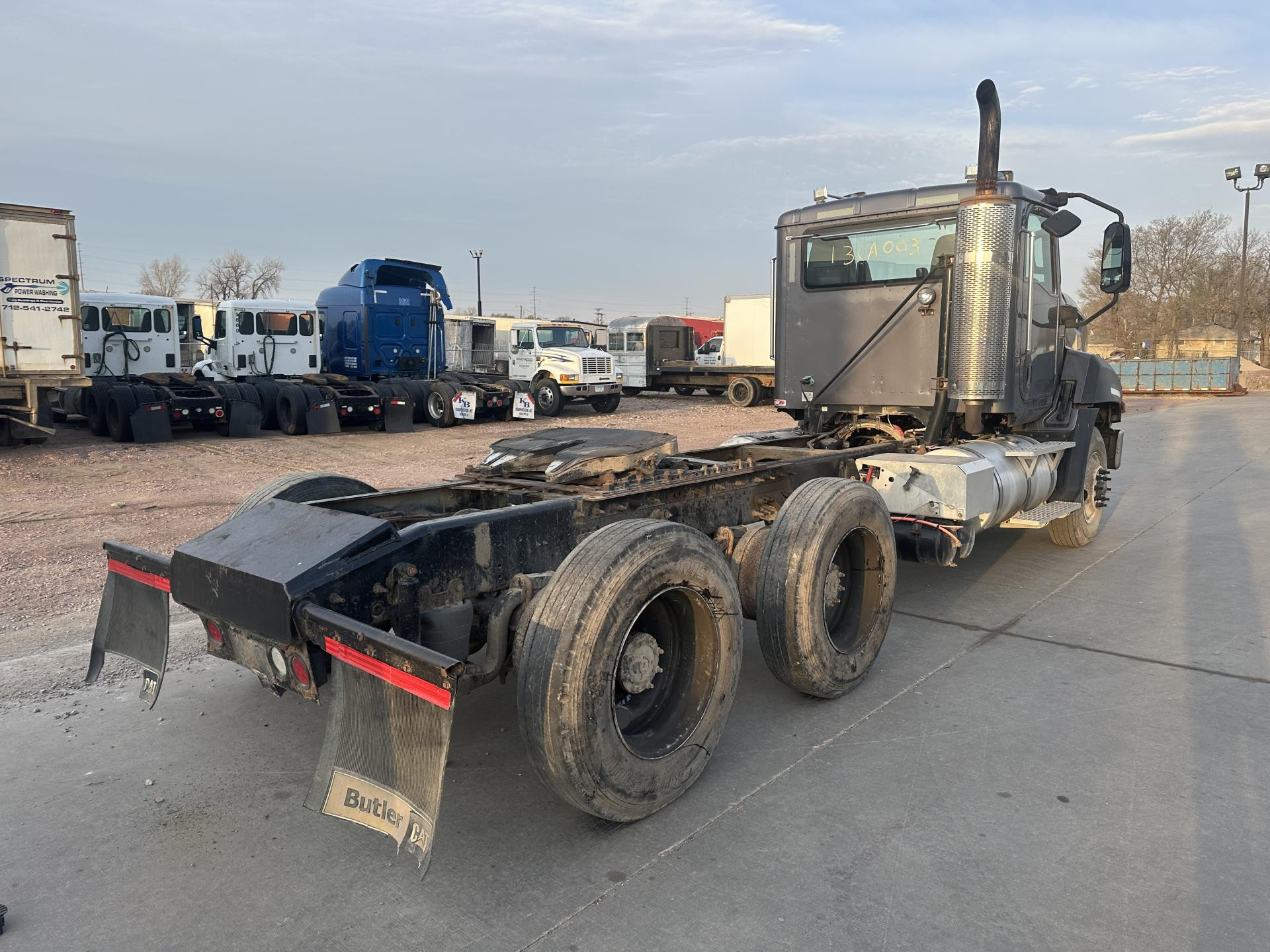 CAT CT660 Parts Unit for Sale