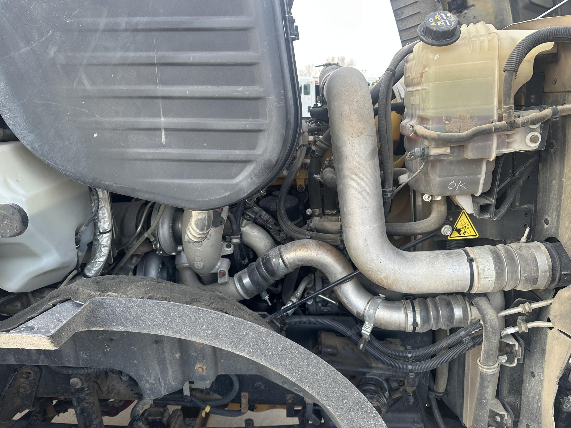 CAT CT660 Parts Unit for Sale