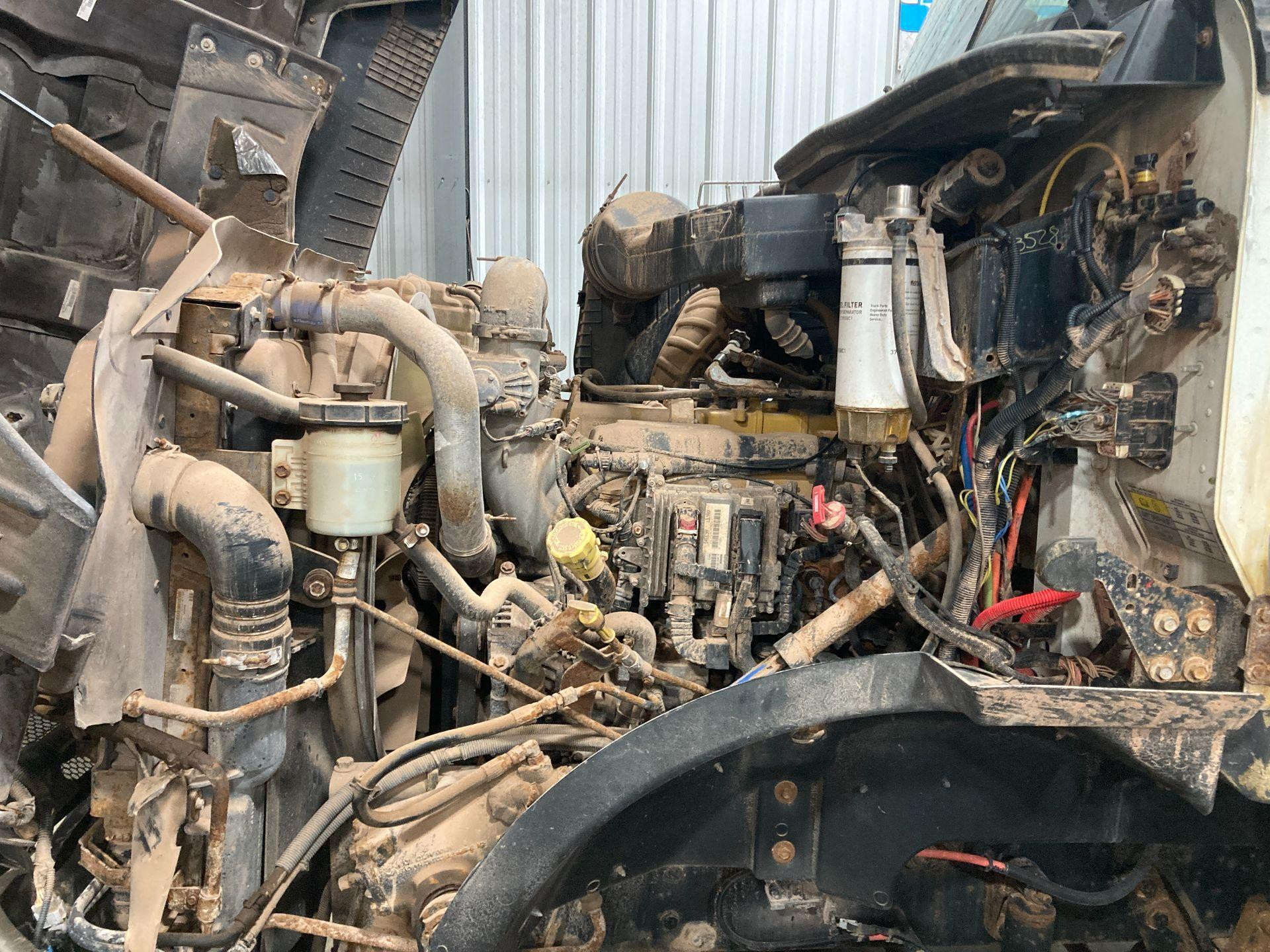 CAT CT660 Parts Unit for Sale