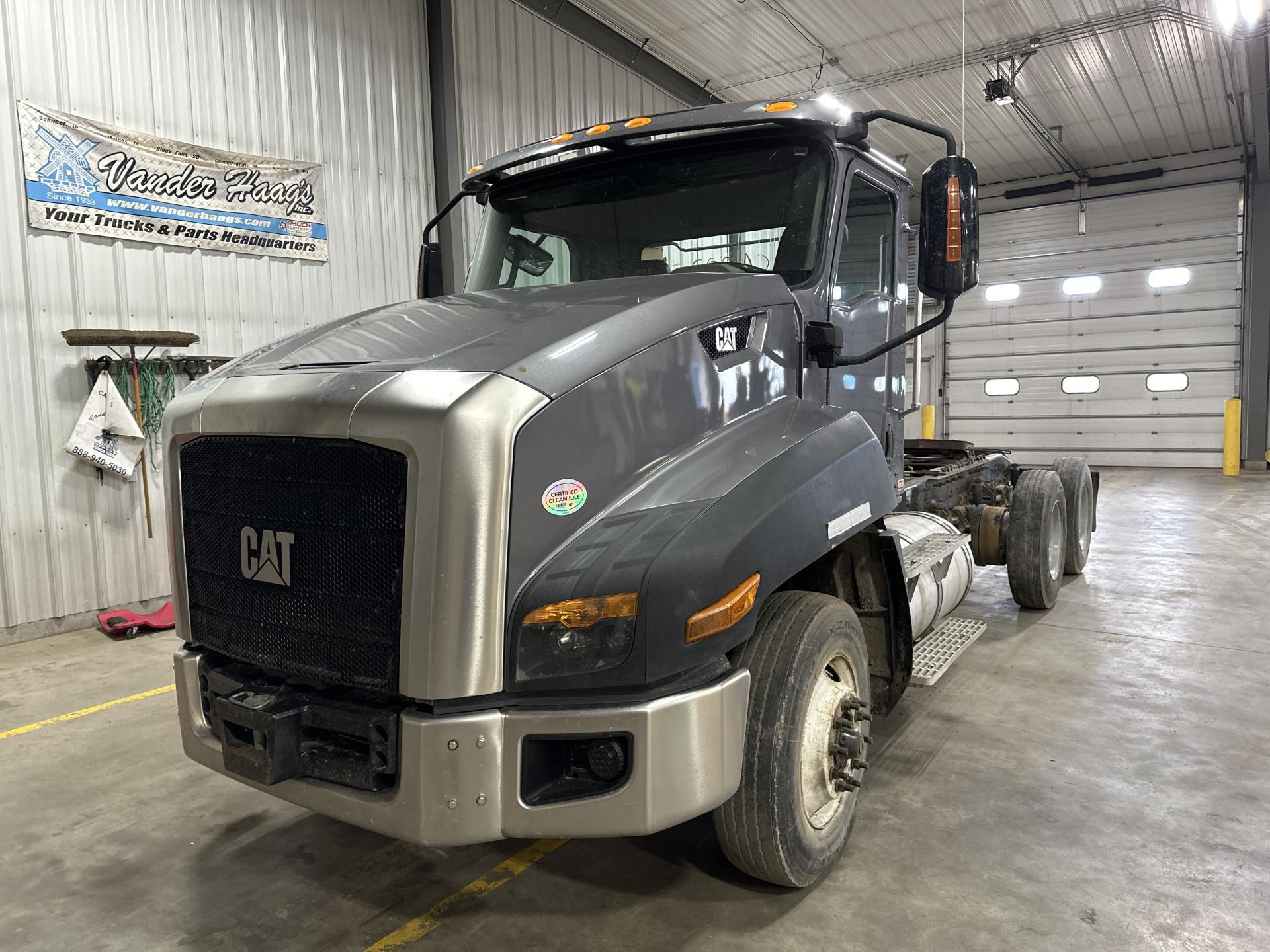 CAT CT660 Parts Unit for Sale