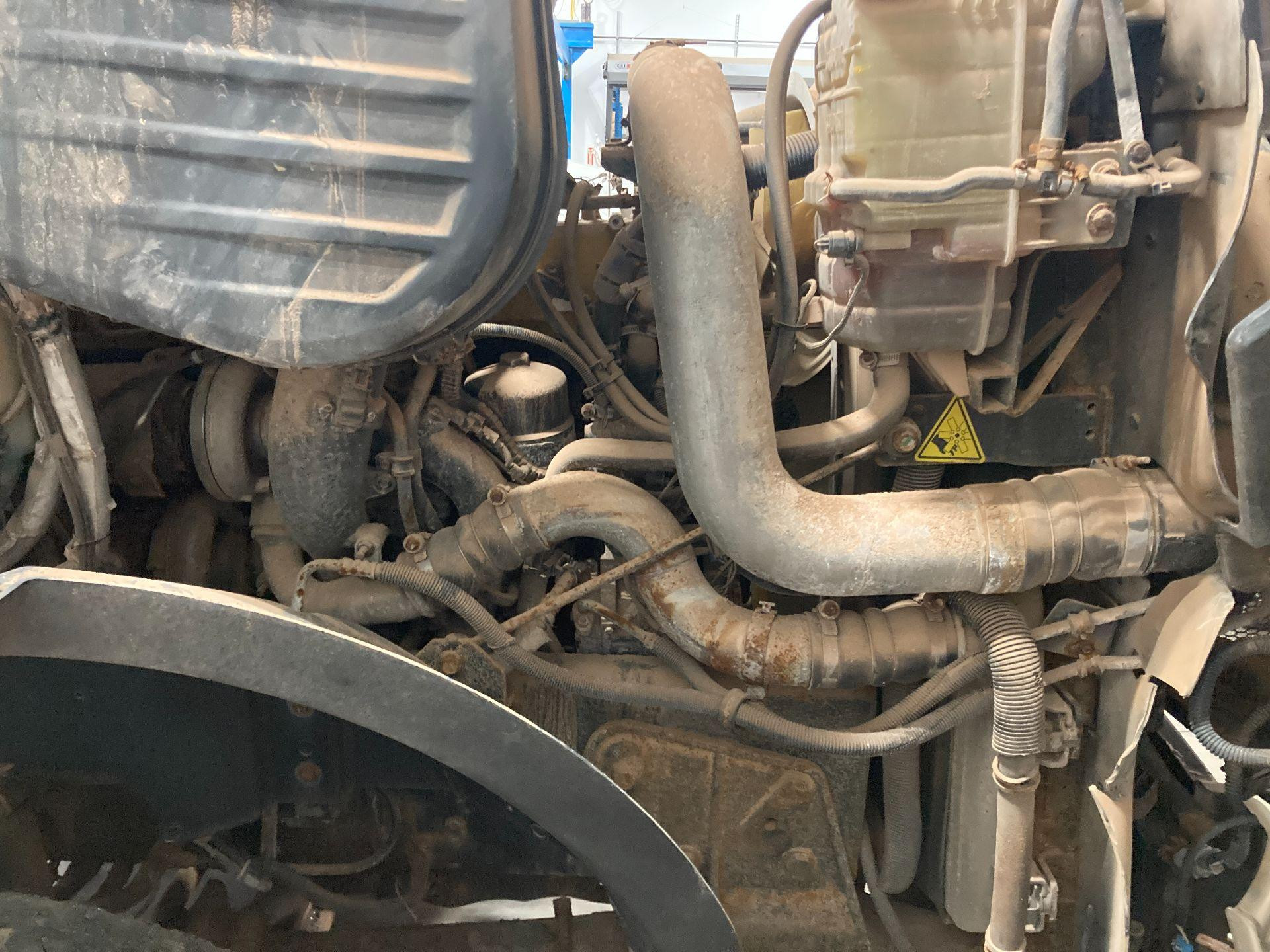 CAT CT660 Parts Unit for Sale