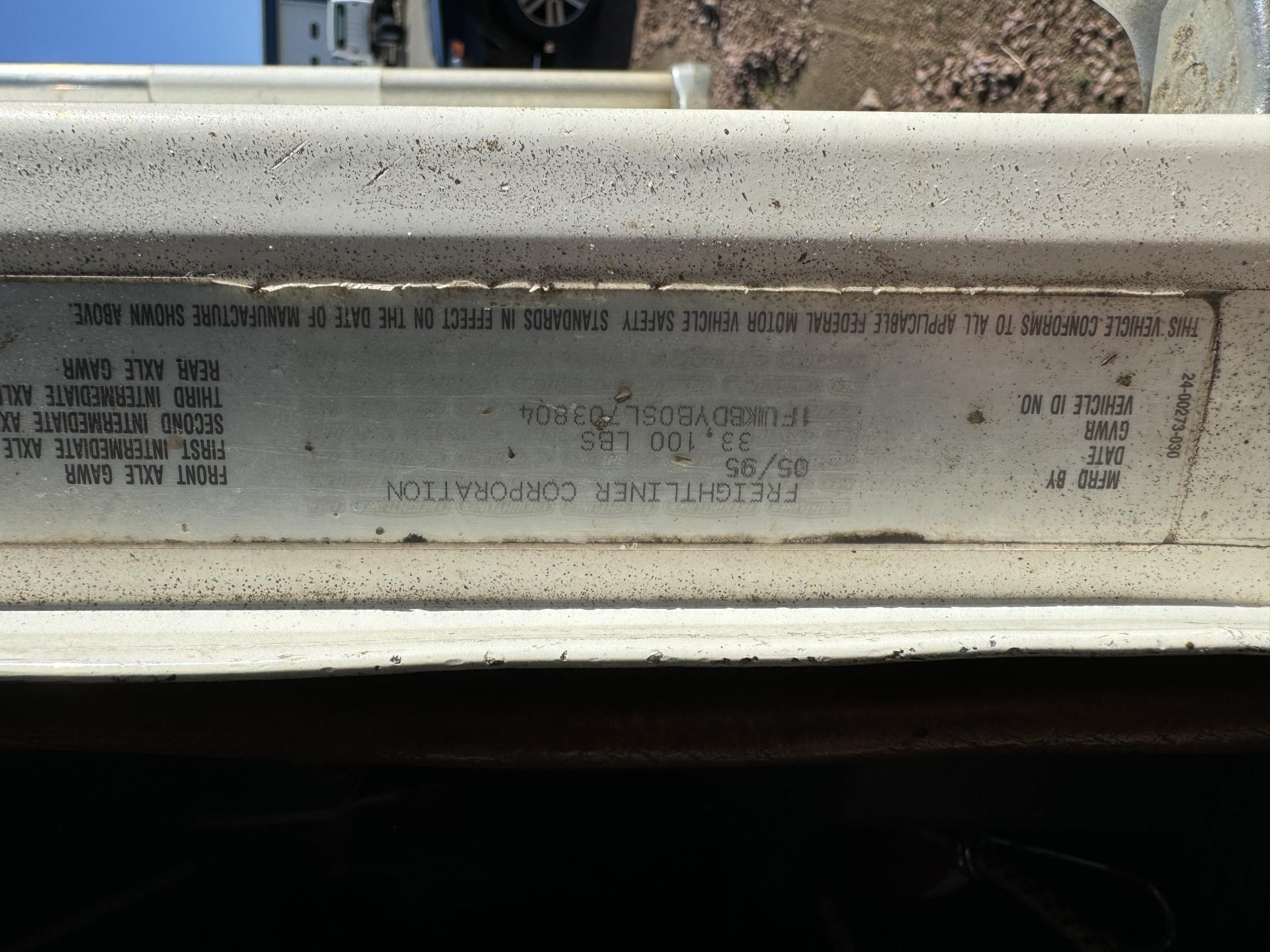 Freightliner FLB Parts Unit for Sale
