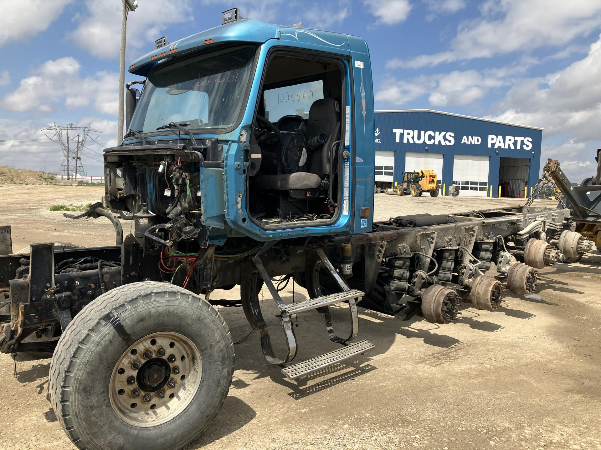 Volvo VHD Parts Unit for Sale