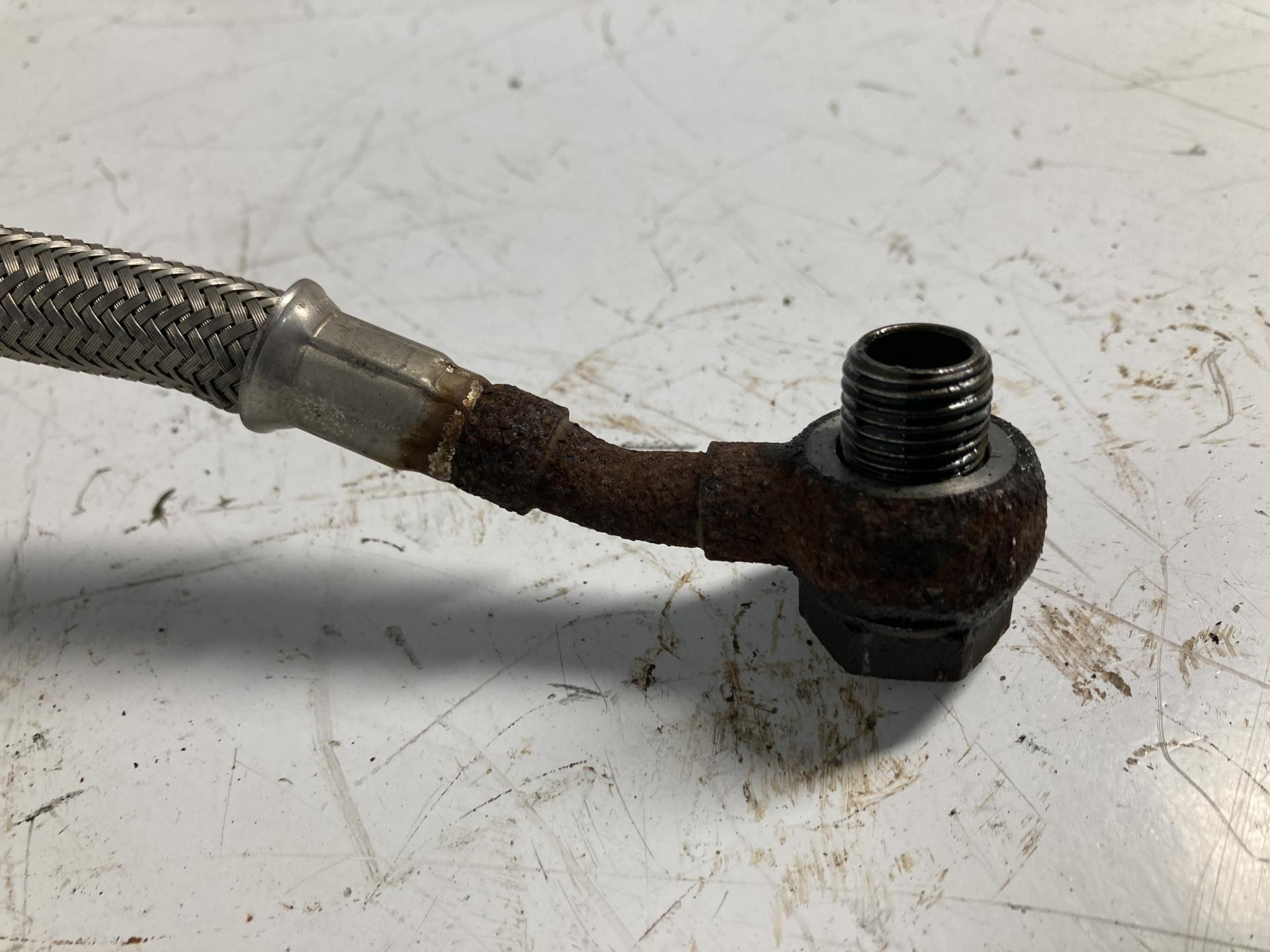 Detroit DD13 Engine Oil Line for Sale