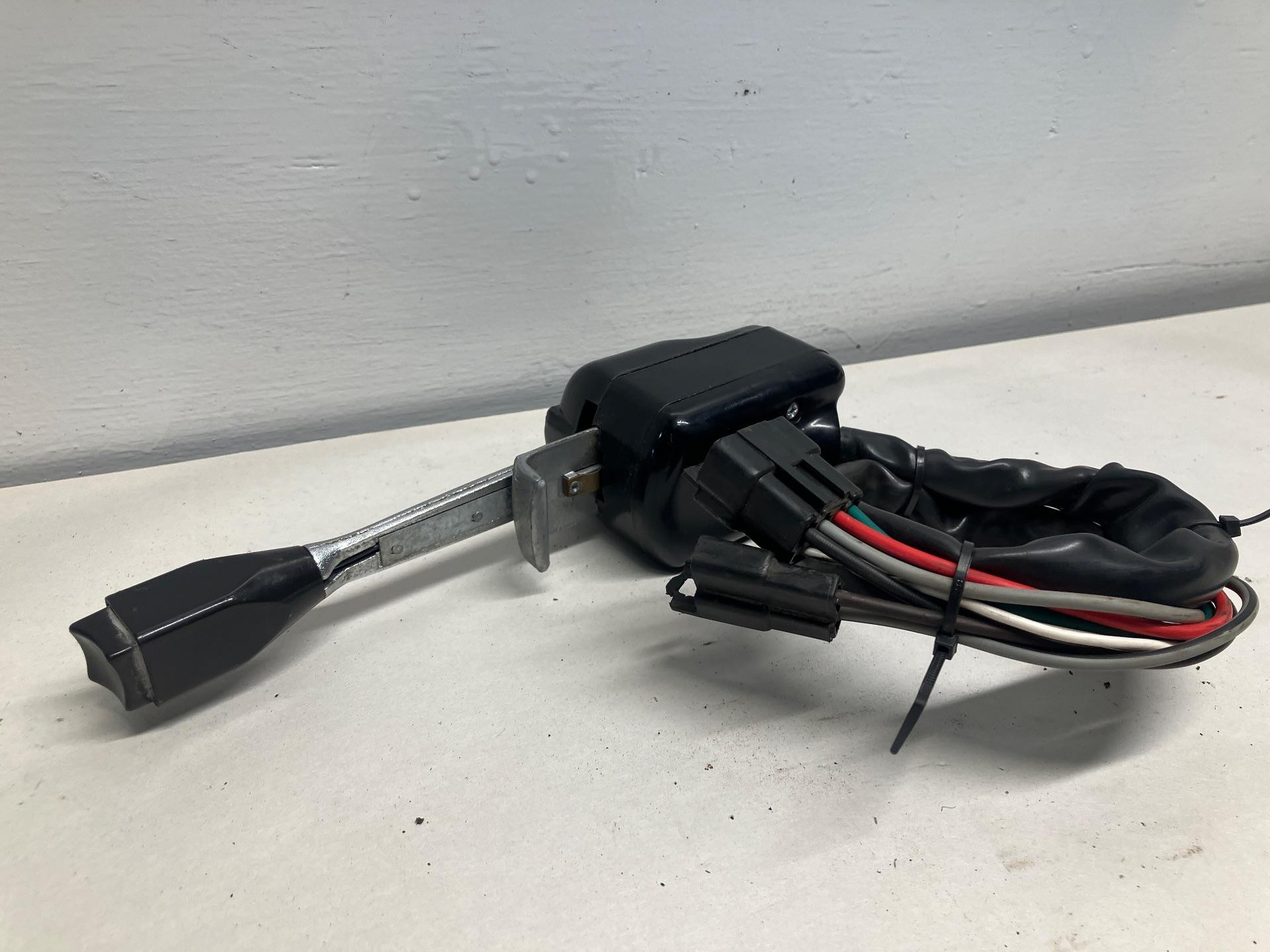 DOTQQC83 | Peterbilt 379 Turn Signal/Column Switch for Sale