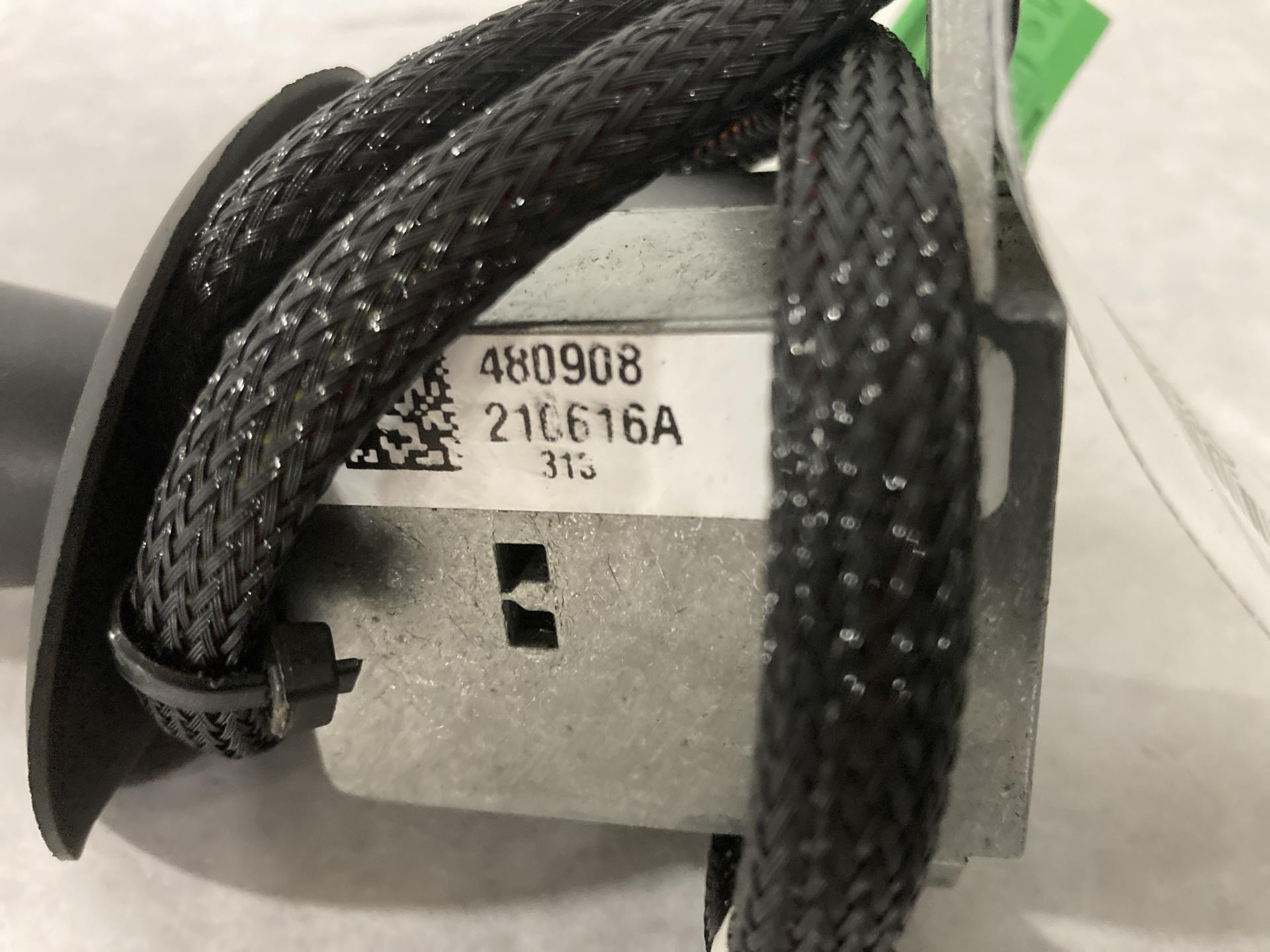 210616A | Peterbilt 386 Turn Signal/Column Switch for Sale