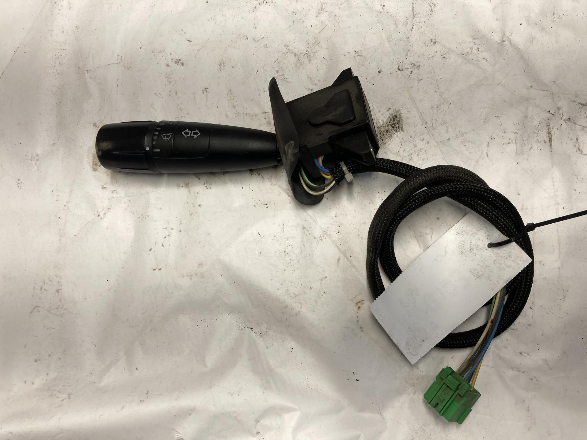 480791 | Peterbilt 579 Turn Signal/Column Switch for Sale