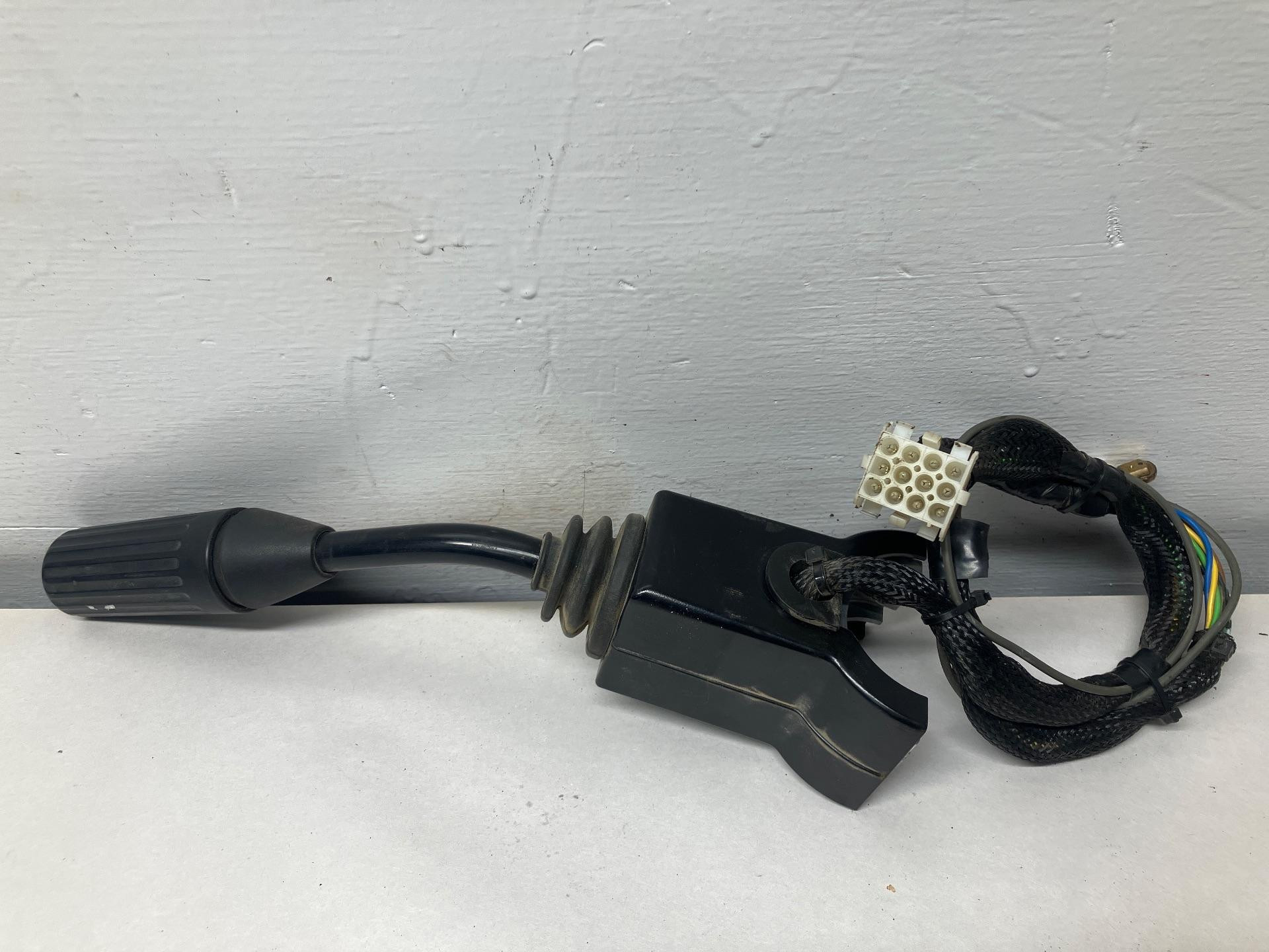 3992535C91 | CAT CT660 Turn Signal/Column Switch for Sale
