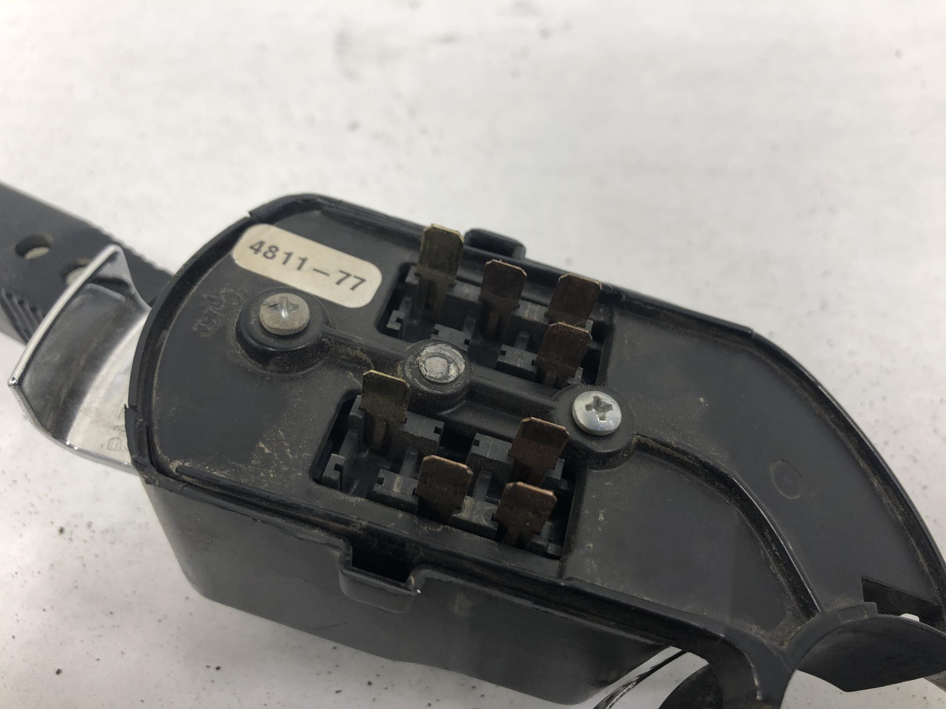 4811-77 | Freightliner FLD120 Turn Signal/Column Switch for Sale