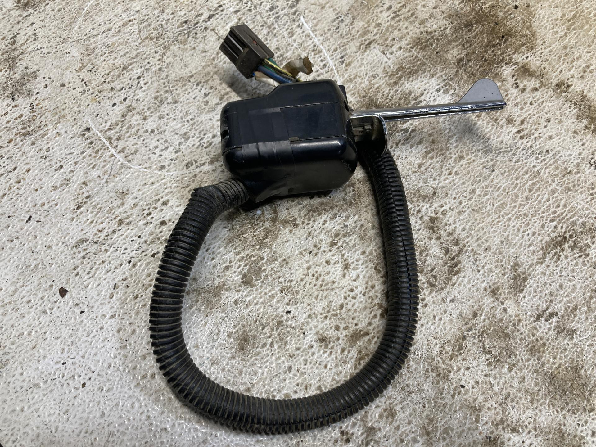 Ford LT9000 Turn Signal/Column Switch for Sale