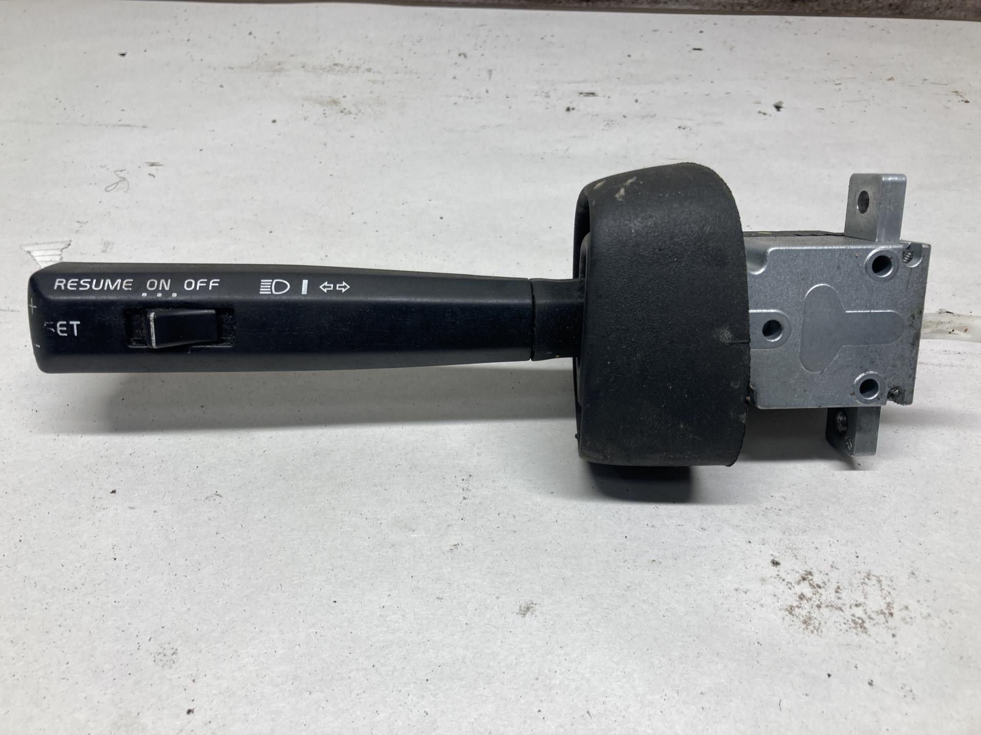 20797838 | Volvo VNL Turn Signal/Column Switch for Sale