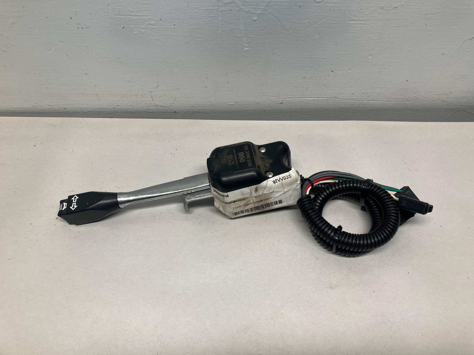 VERIFY | Volvo WG Turn Signal/Column Switch for Sale