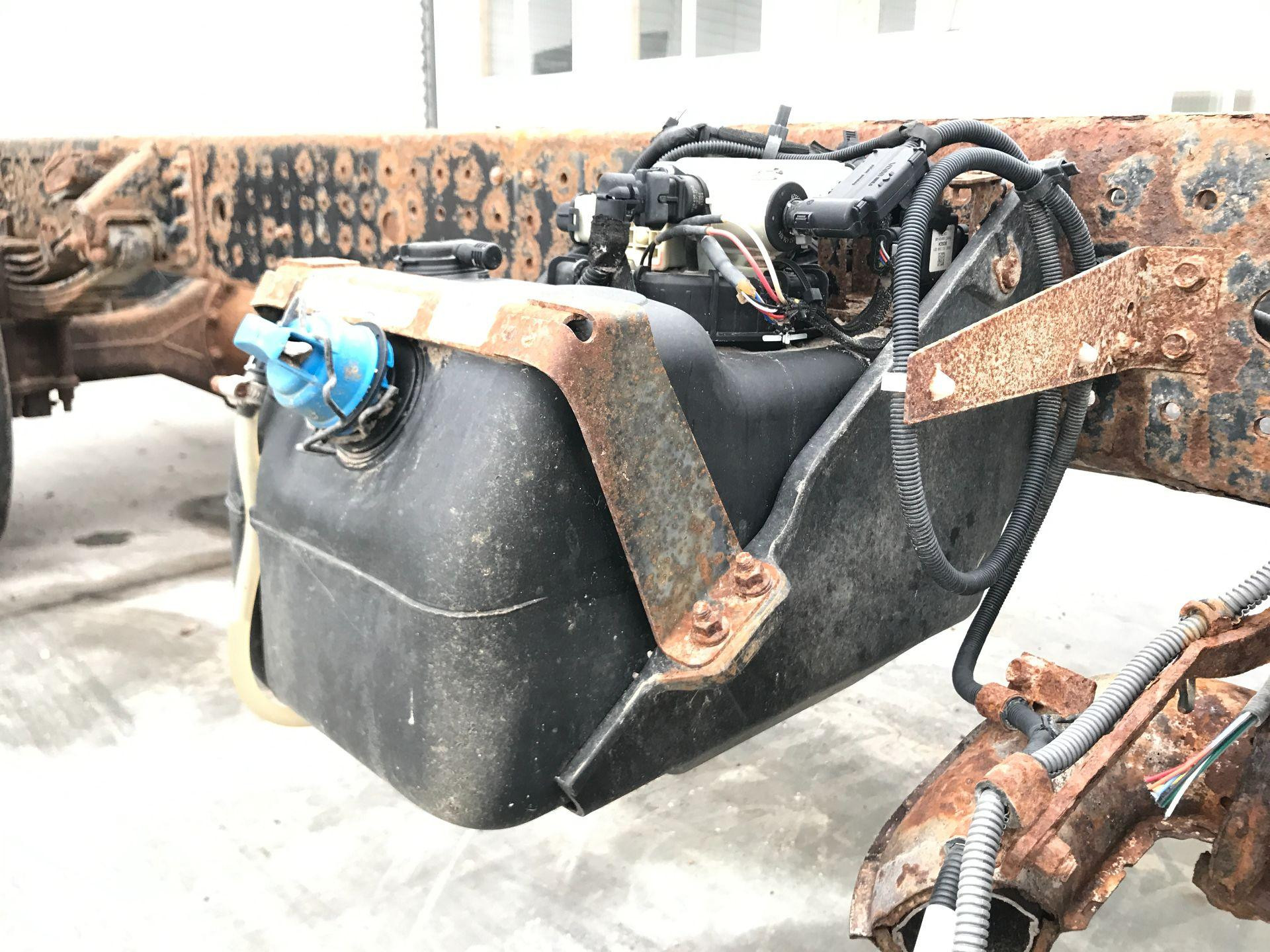 Mitsubishi FUSO DEF | Urea Tank for Sale