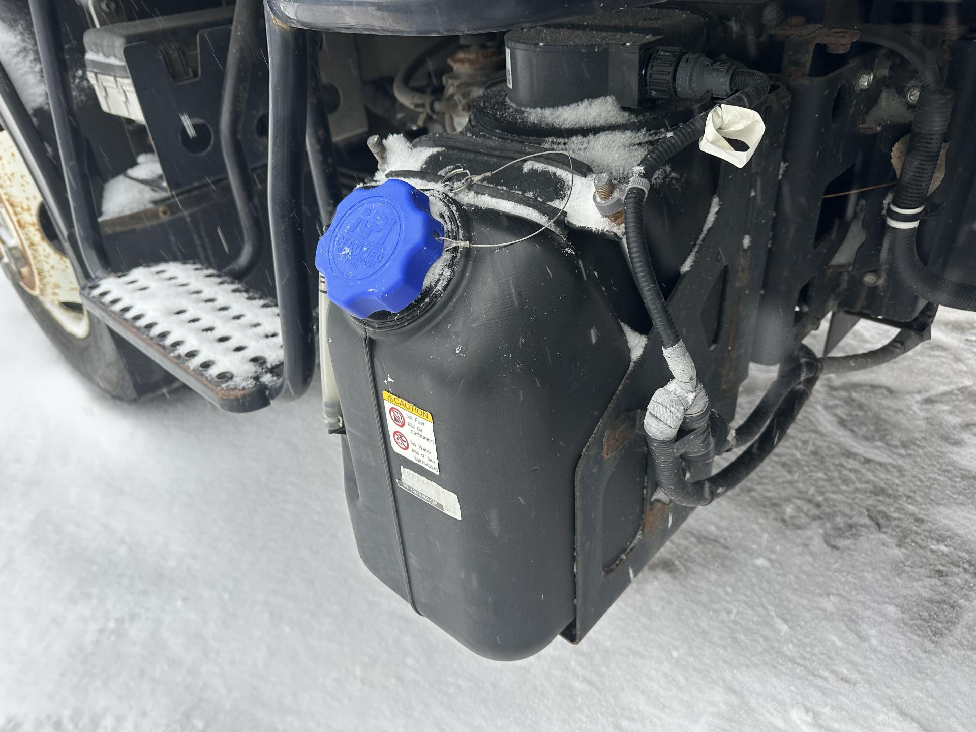 Isuzu NQR DEF | Urea Tank for Sale