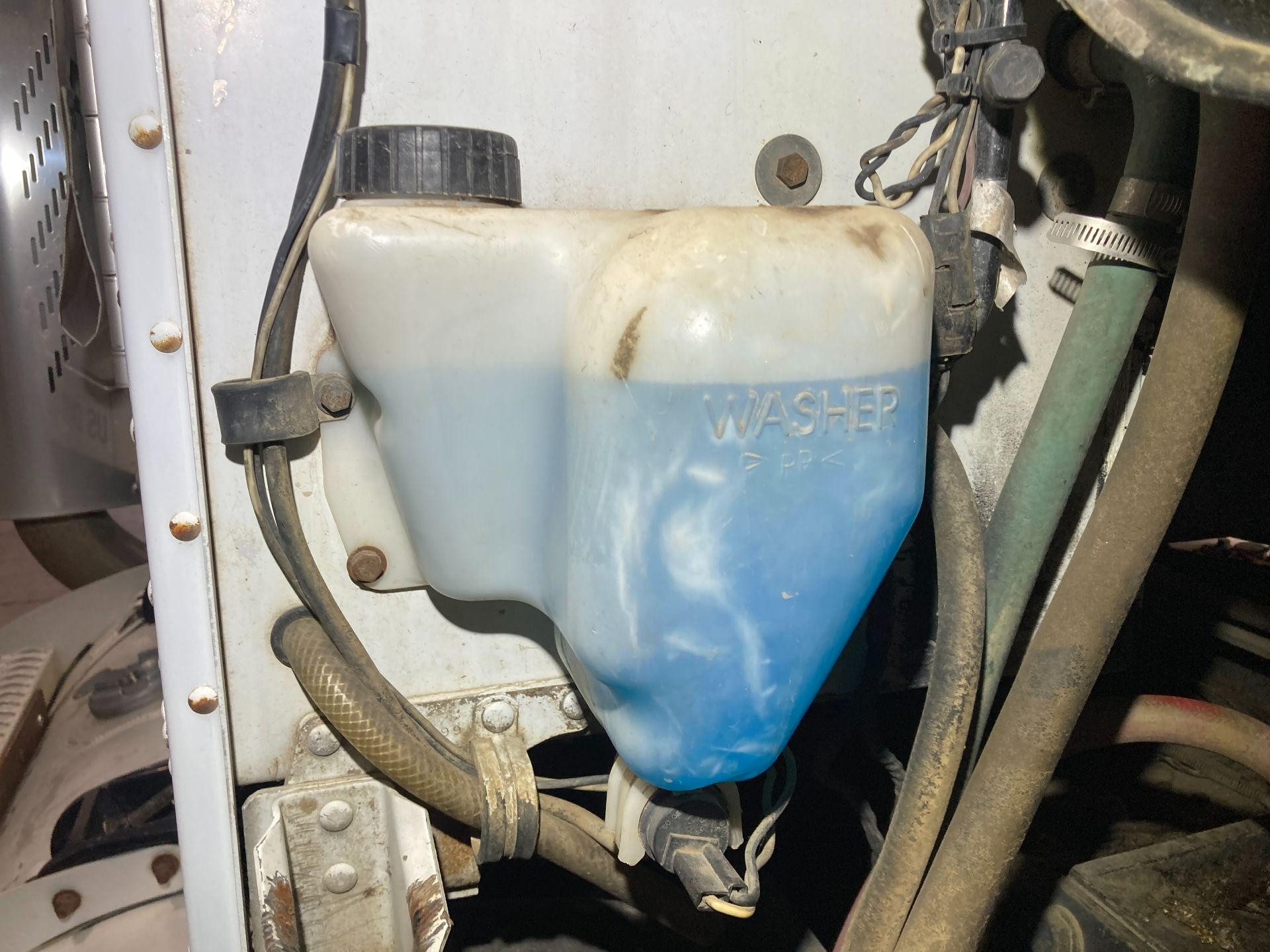 Washer Fluid Reservoir Windshield Washer Reservoir For Peterbilt 357 ...