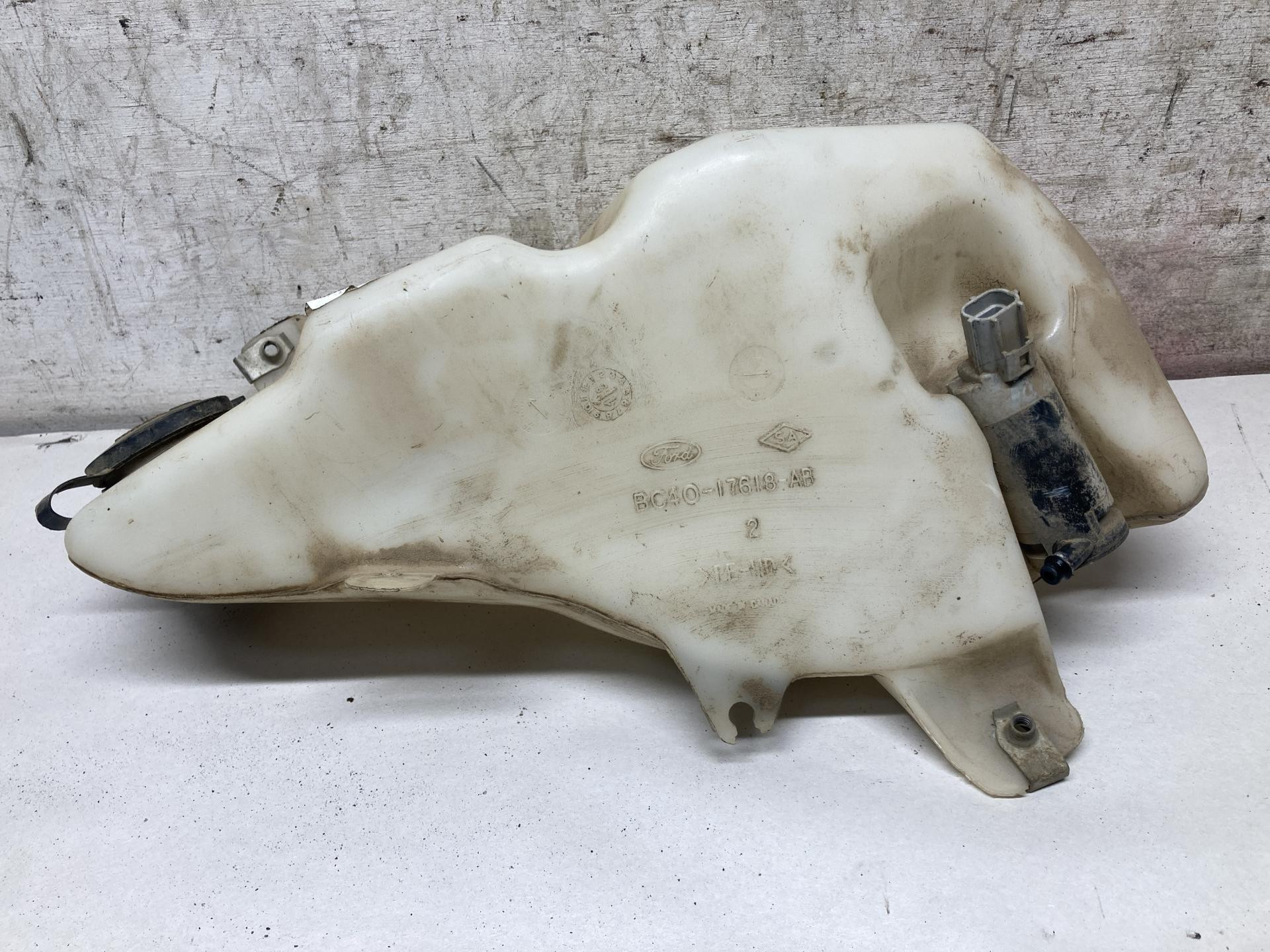 BC4O-17618-AB | Ford F650 Windshield Washer Reservoir for Sale